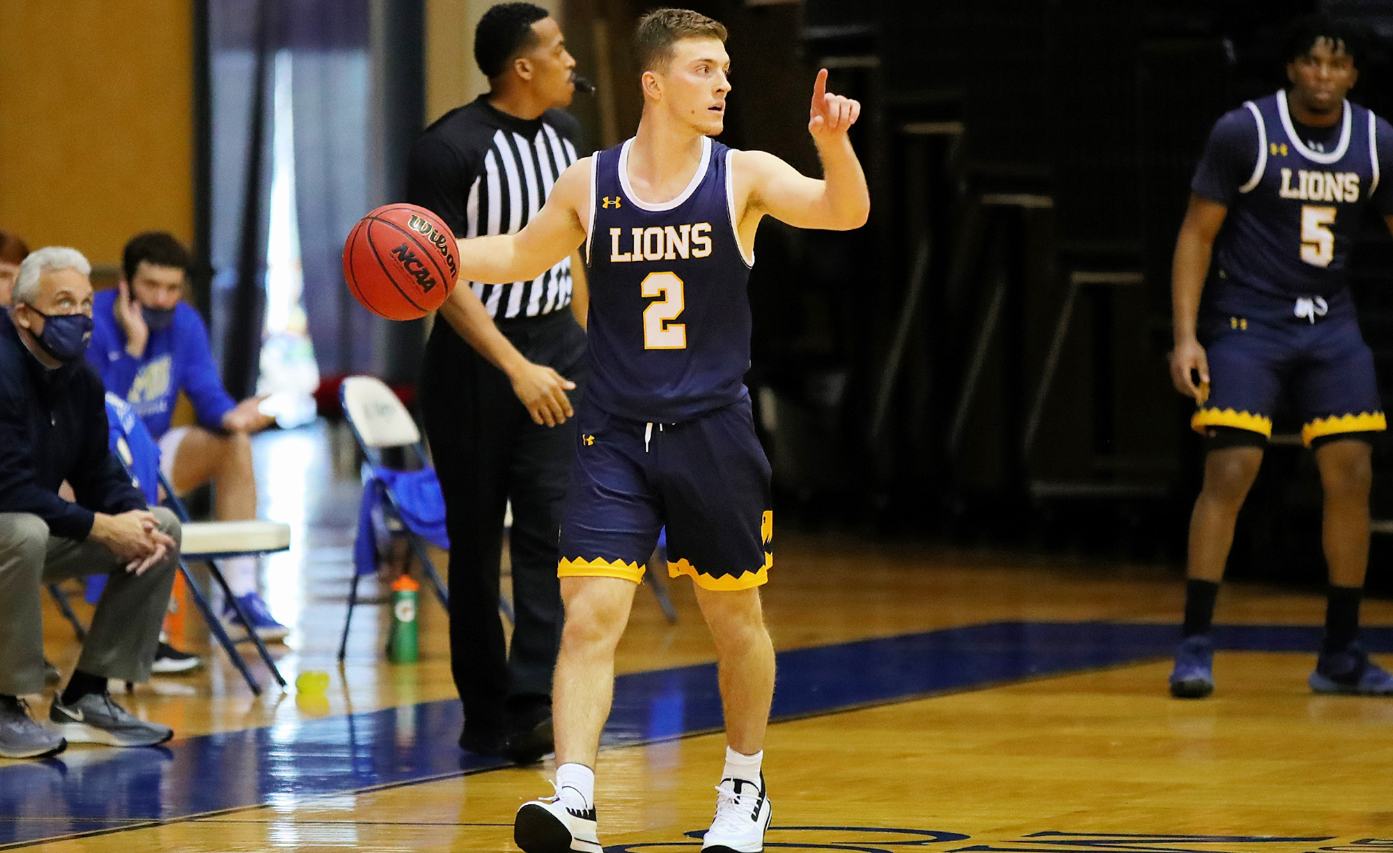 Carson Tuttle - Men's Basketball - Texas A&M University-Commerce Athletics