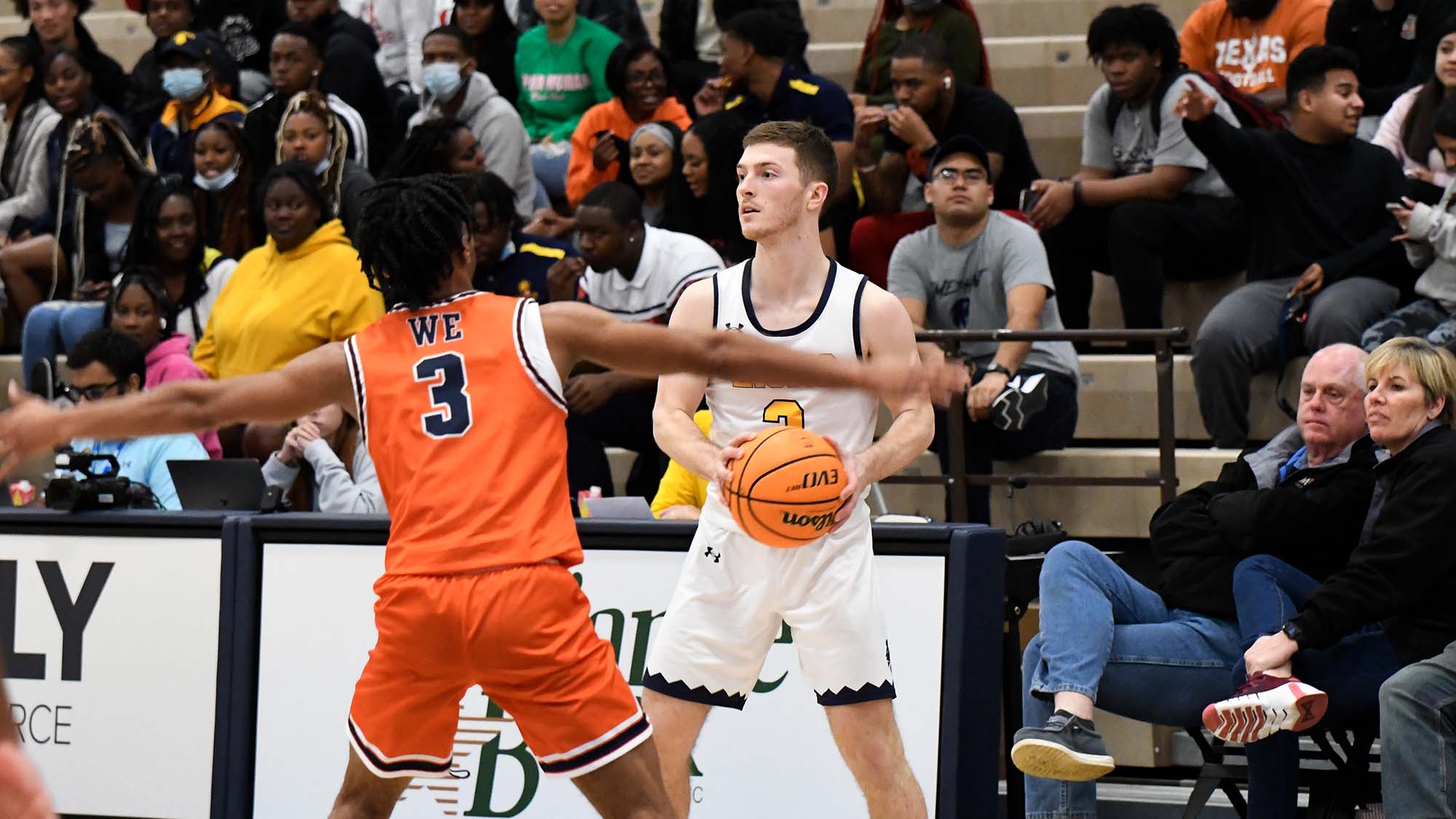 Carson Tuttle - Men's Basketball - Texas A&M University-Commerce Athletics