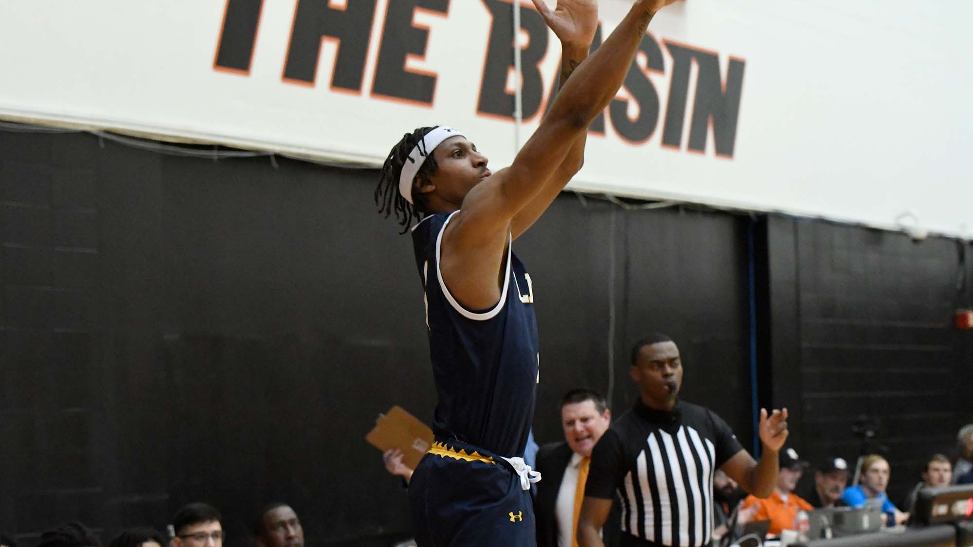 Demarcus Demonia - Men's Basketball - Texas A&M University-Commerce ...