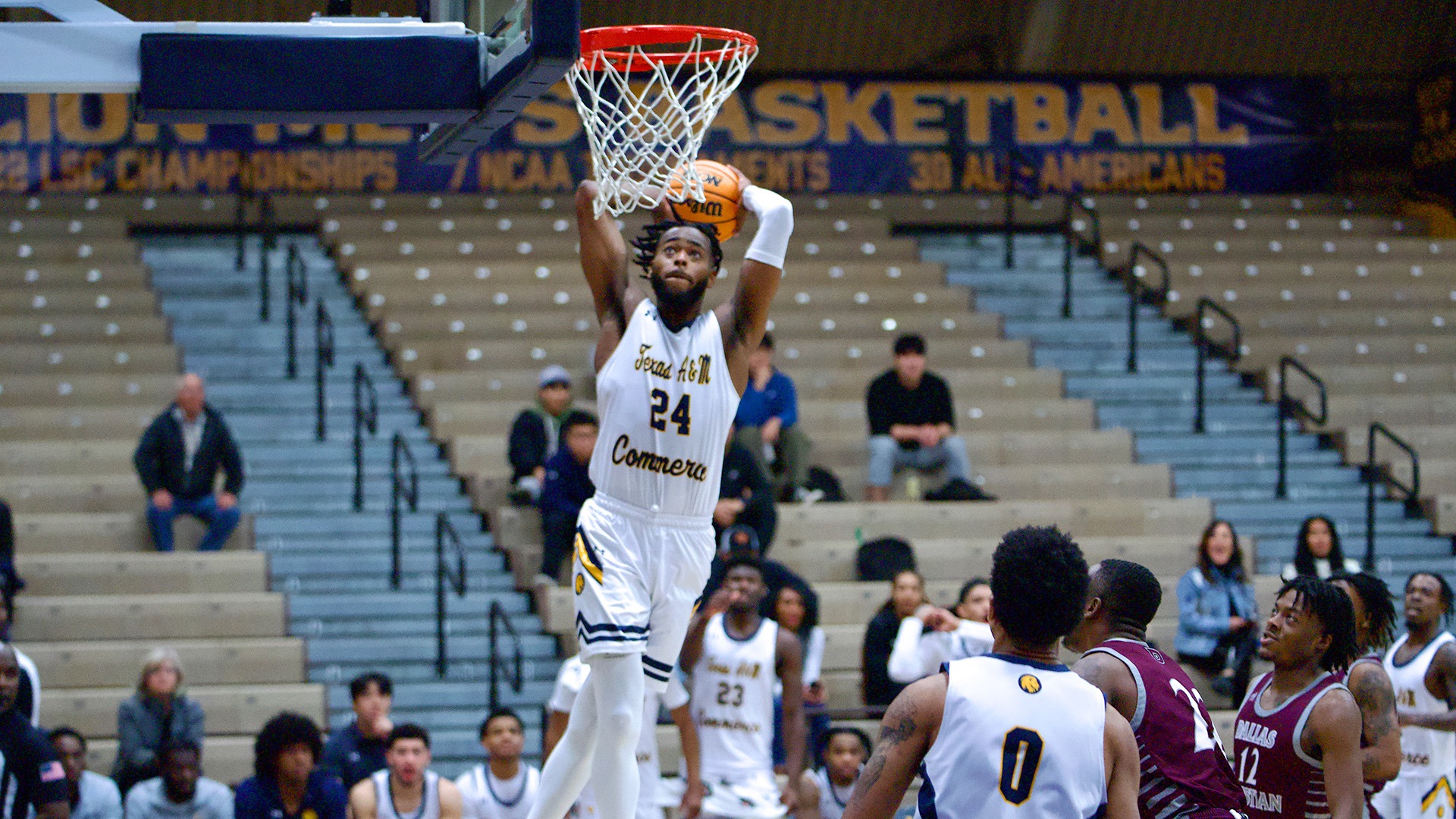 Lions break steals record in 100-48 win over Dallas Christian - Texas A ...