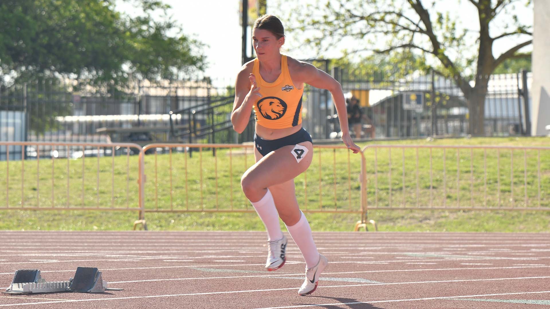 Mariana Shostak - Women's Track and Field - Texas A&M University ...