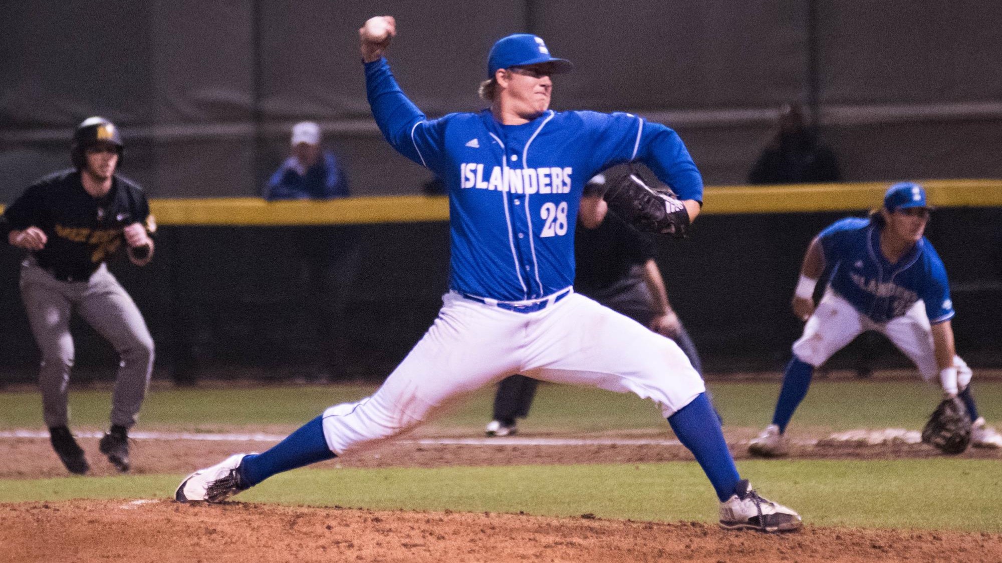 David Worrell - Baseball - Texas A&M-Corpus Christi Athletics