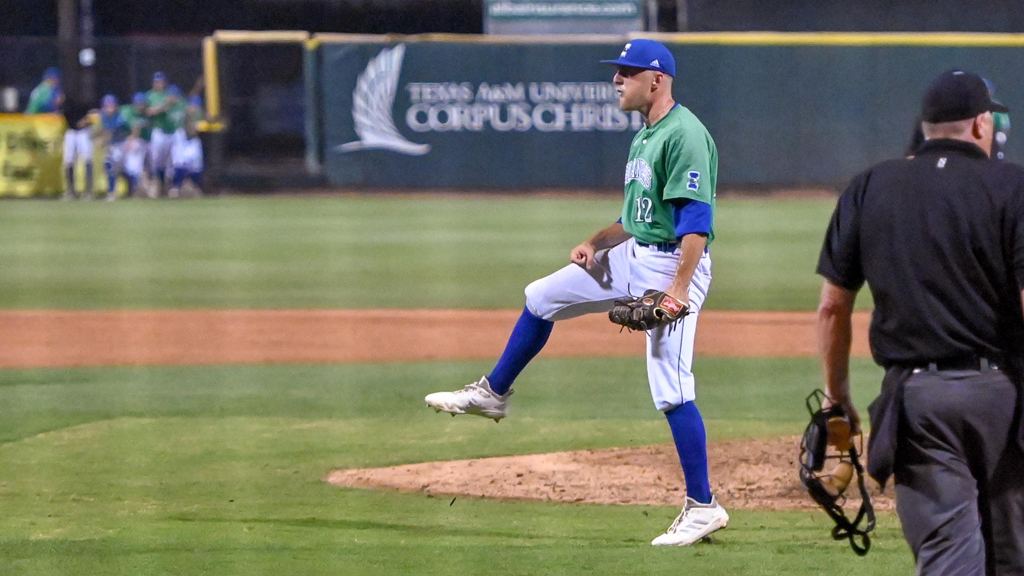 Dustin Lacaze - Baseball - Texas A&M-Corpus Christi Athletics