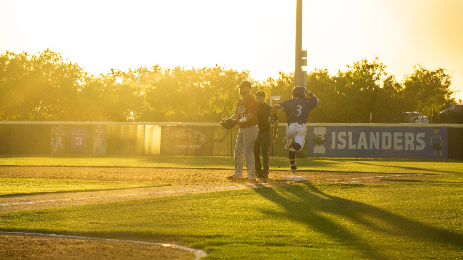 Tyler Mendoza - Baseball - Texas A&M-Corpus Christi Athletics