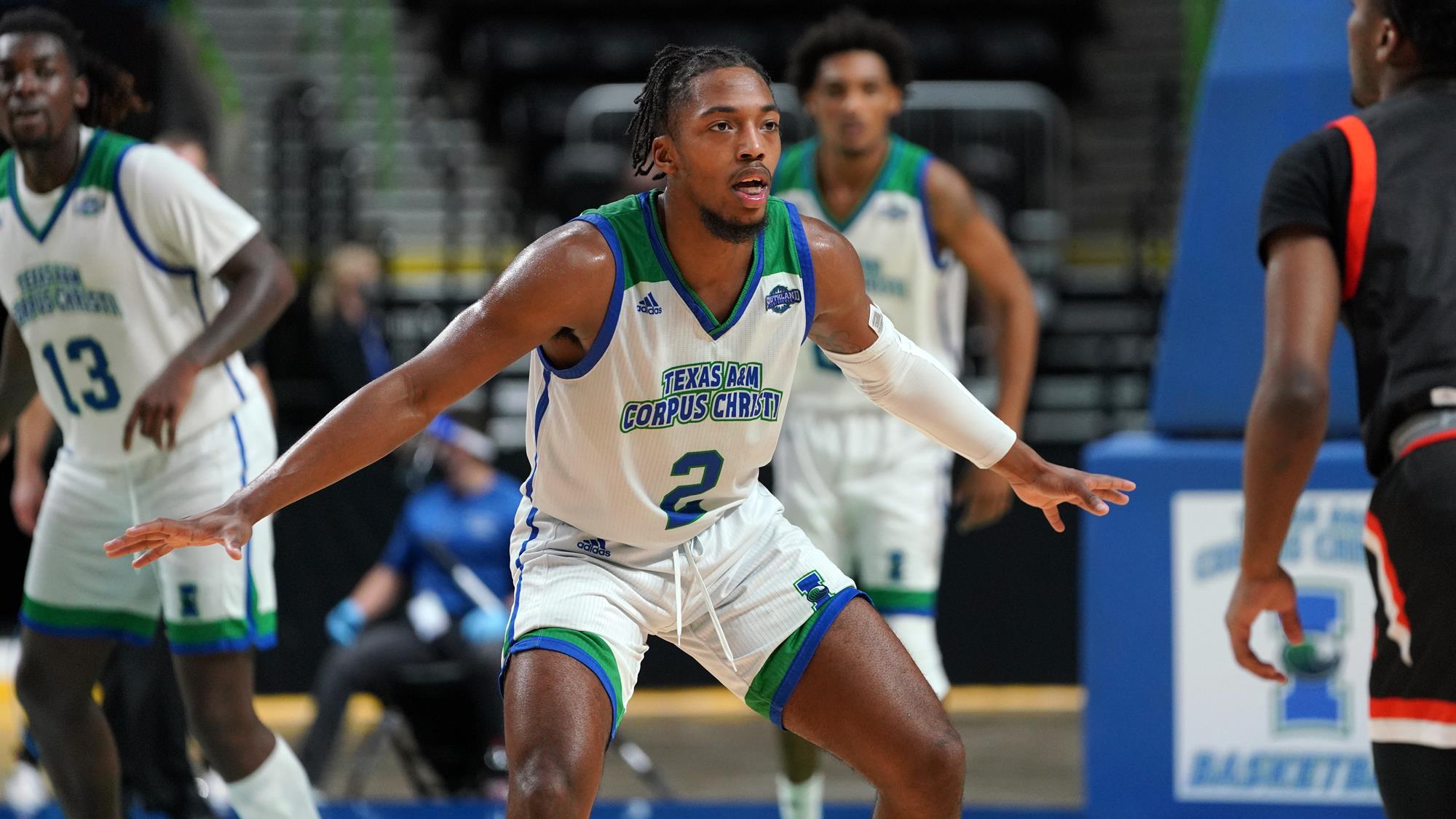 Myles Smith - Men's Basketball - Texas A&M-Corpus Christi Athletics