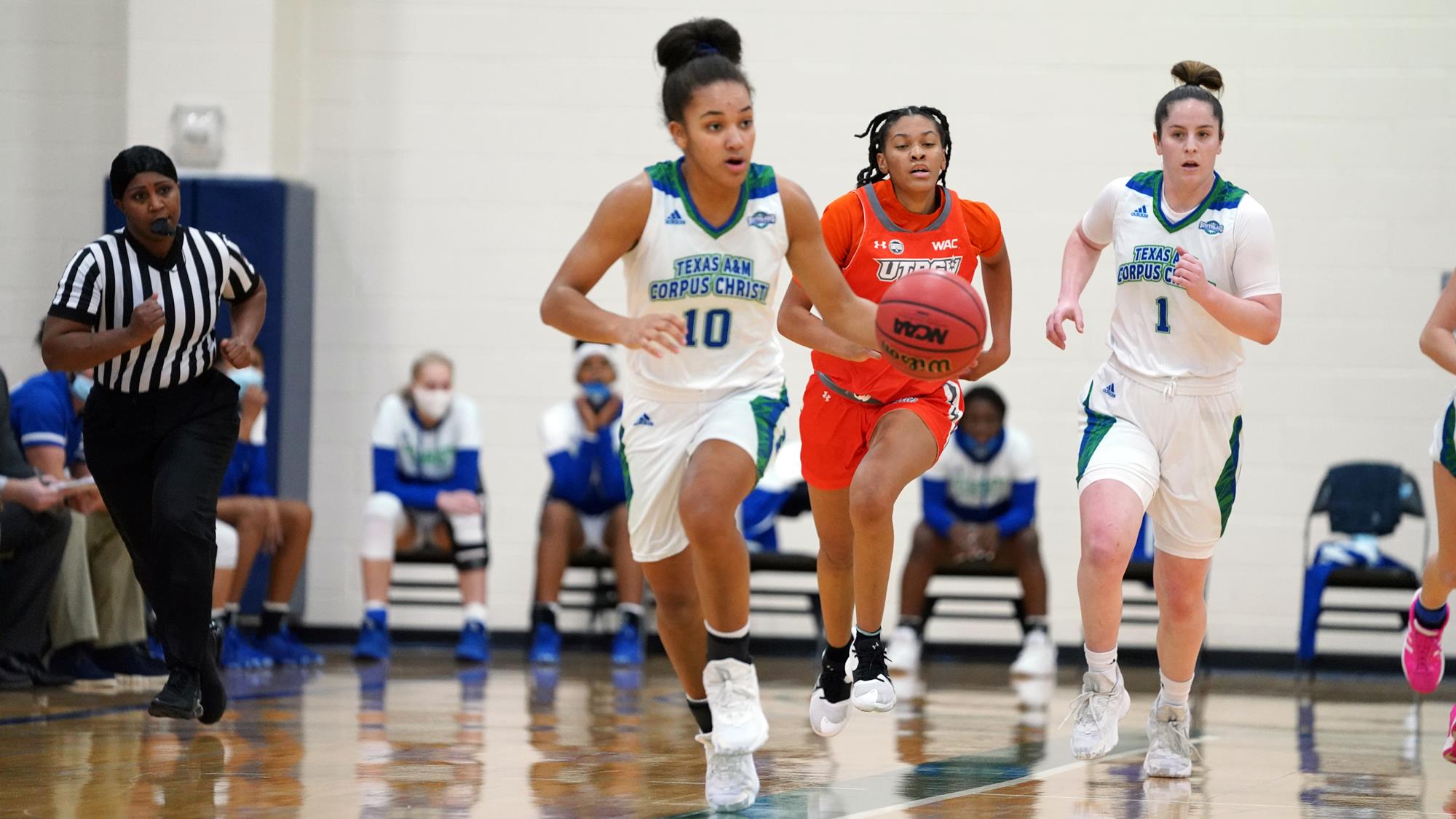 Hayle Campbell - Women's Basketball - Texas A&M-Corpus Christi Athletics