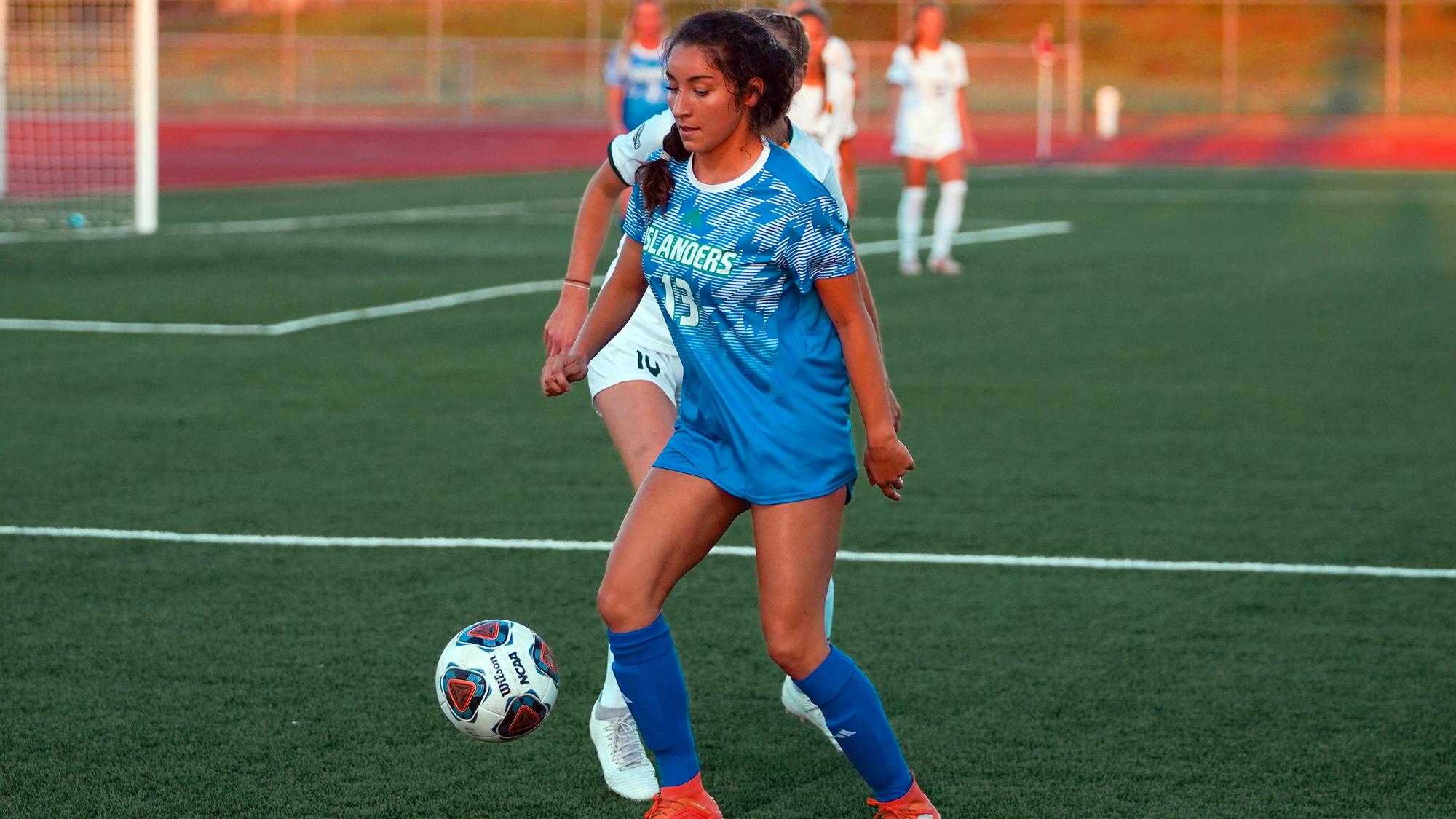 Olivia Alvarez - Soccer - Texas A&M-Corpus Christi Athletics