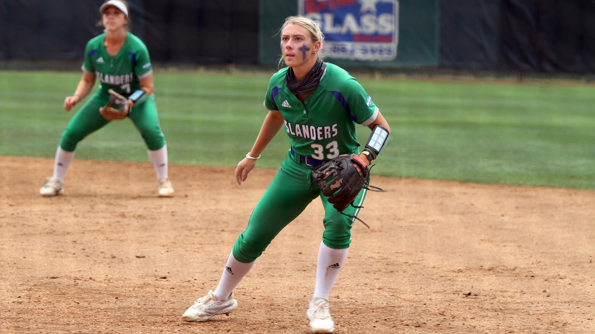 Sammi Thomas - Softball - Texas A&M-Corpus Christi Athletics
