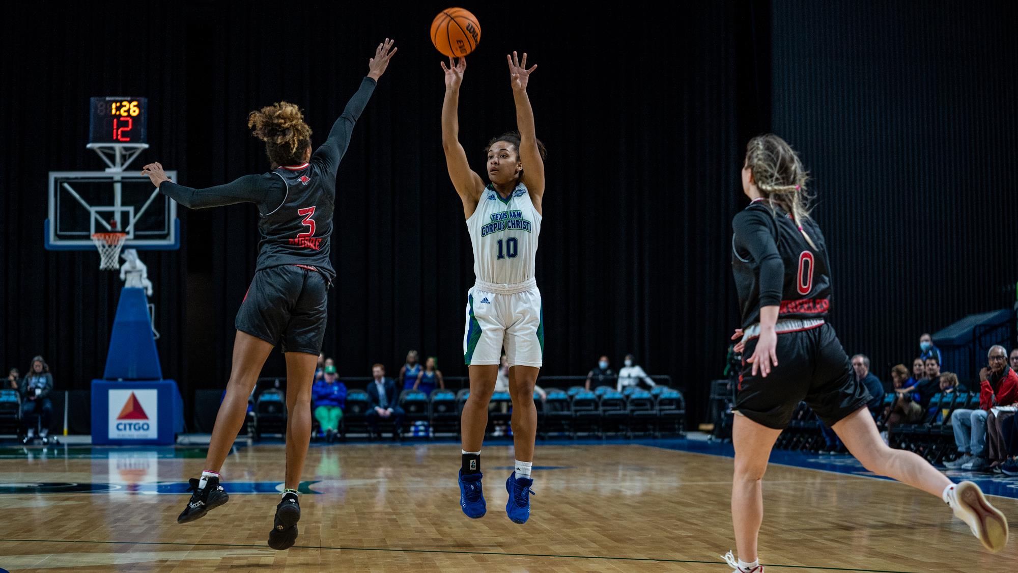Hayle Campbell - Women's Basketball - Texas A&M-Corpus Christi Athletics