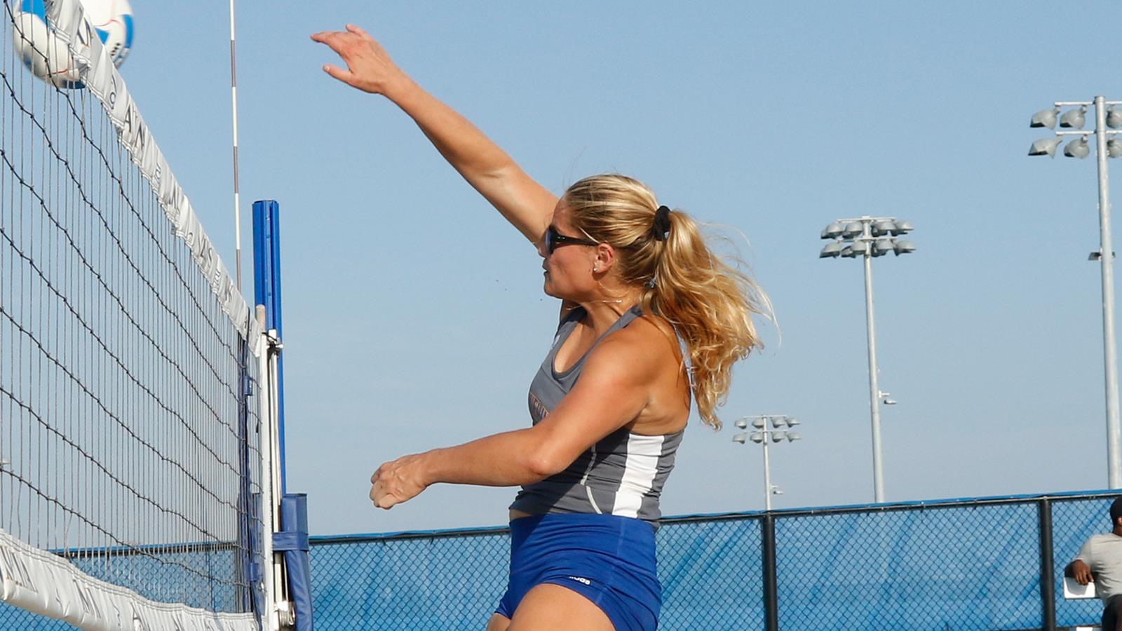 Whitney Walker - Beach Volleyball - Texas A&M - Kingsville Athletics