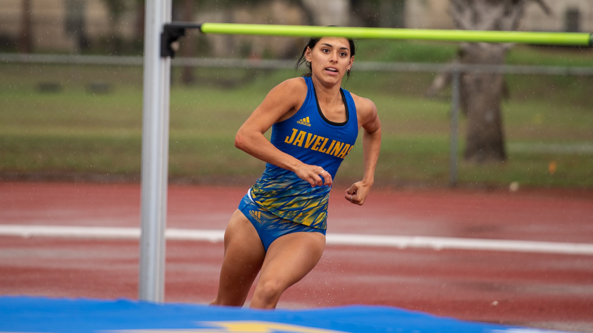 Jezell Shows - Women's Track and Field - Texas A&M - Kingsville Athletics