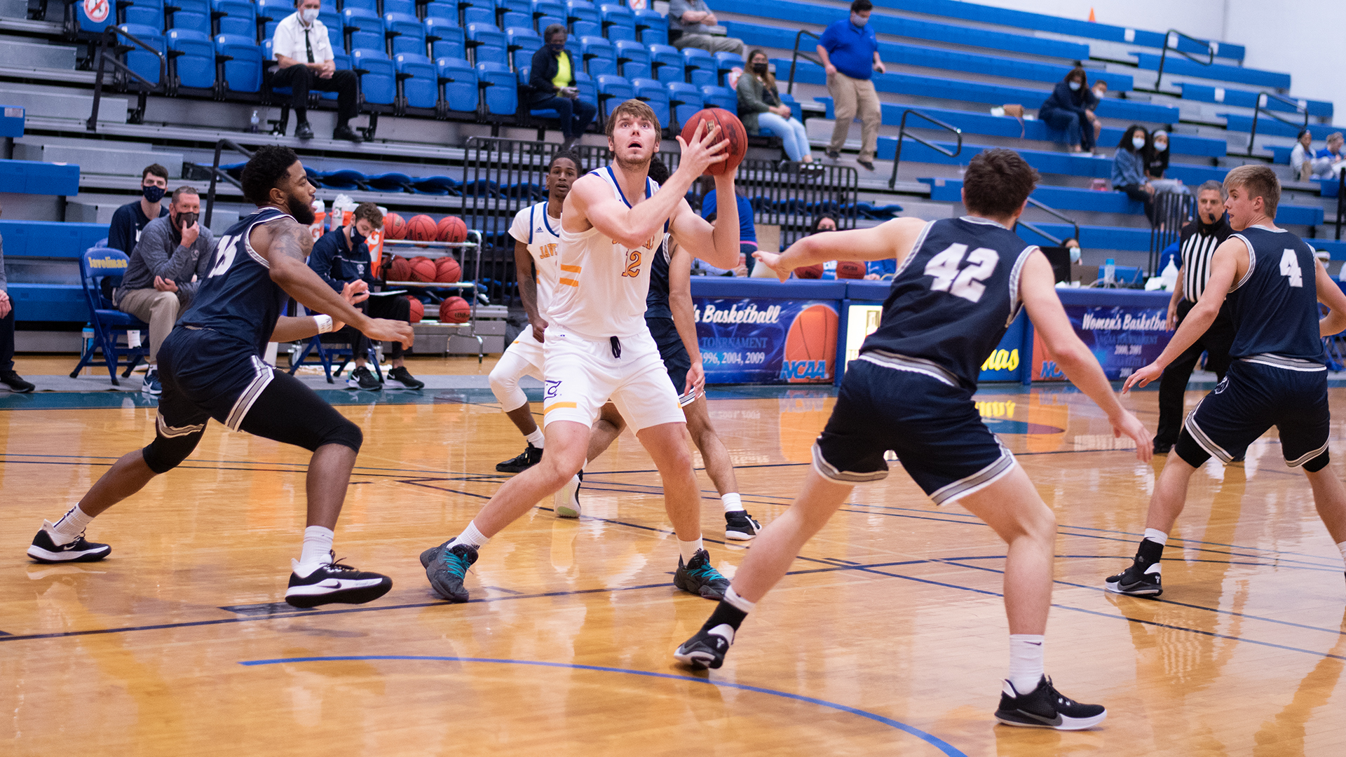Will Chayer - Men's Basketball - Texas A&M - Kingsville Athletics
