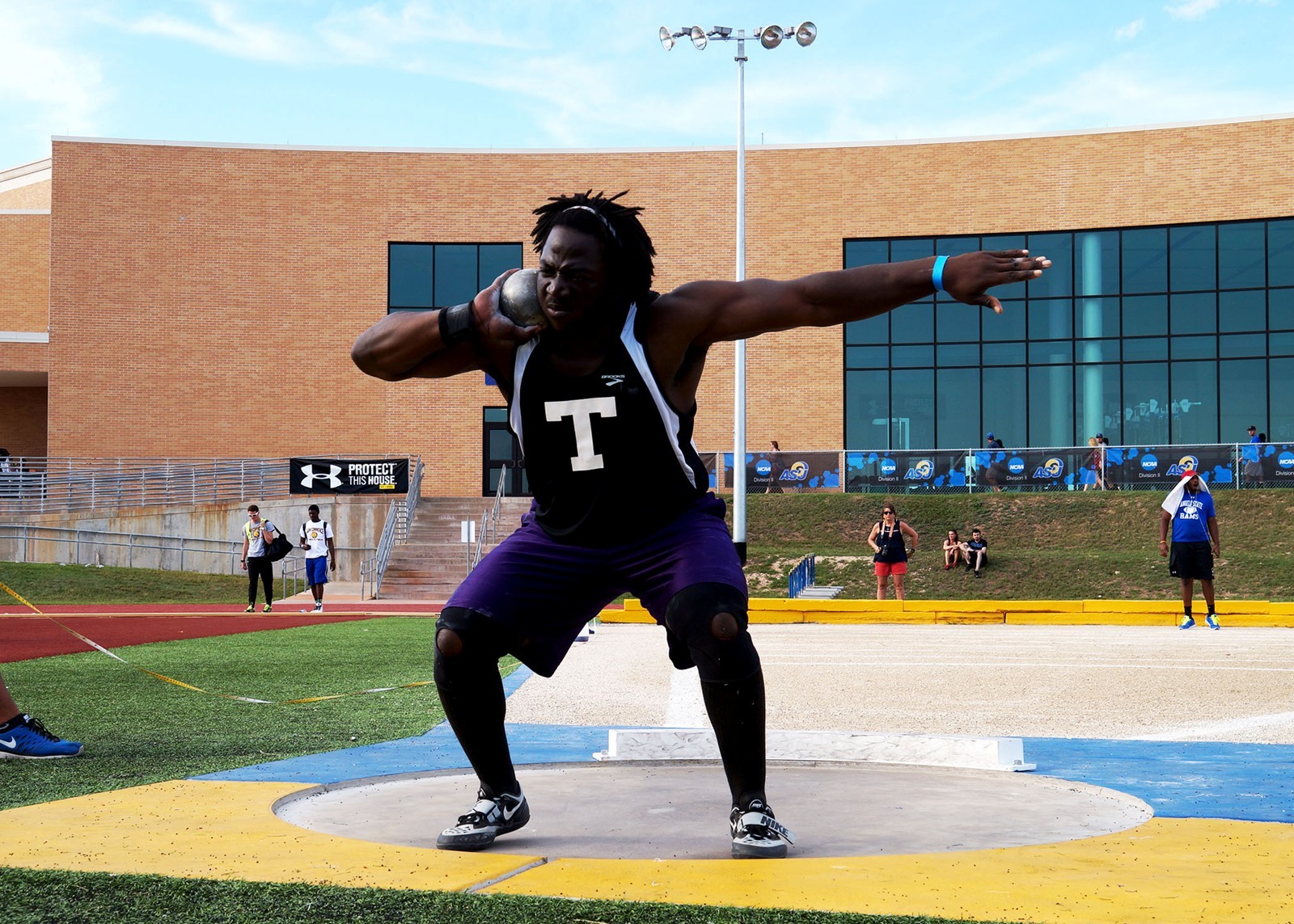 Kenny Odunaiya - Track & Field - Tarleton State University Athletics