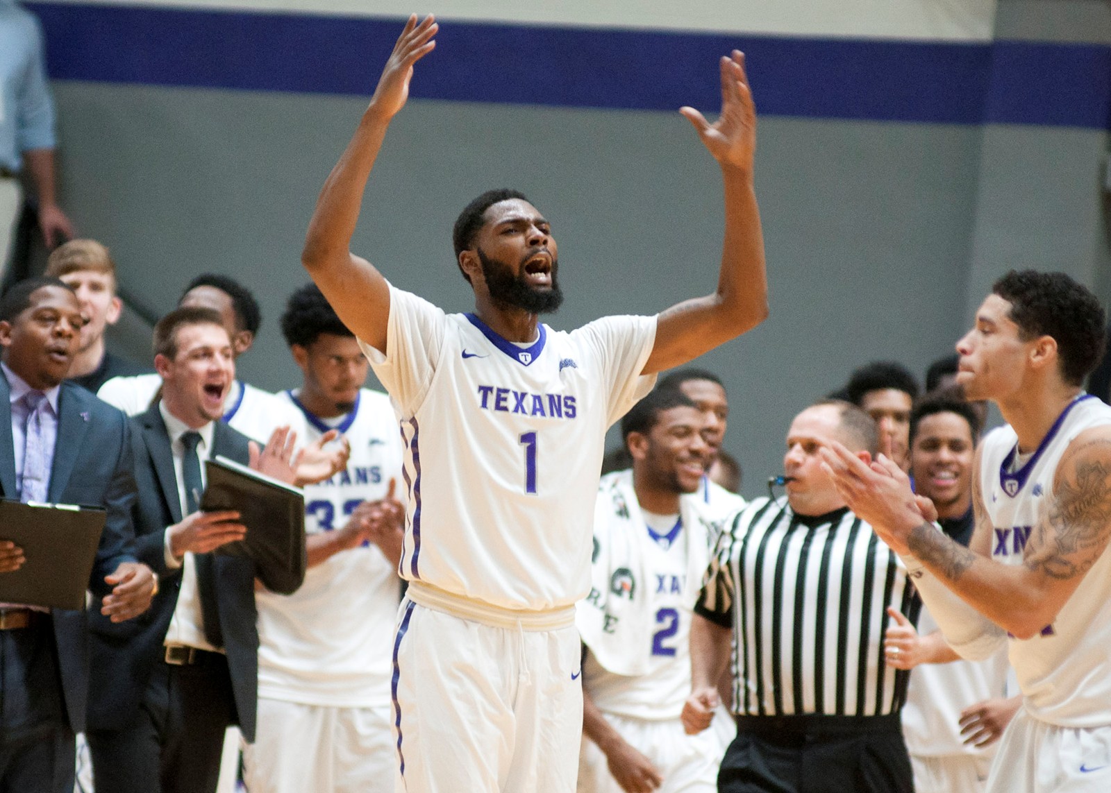 No. 9 Texans hand No. 4 Angelo State first loss in 18-point rout ...