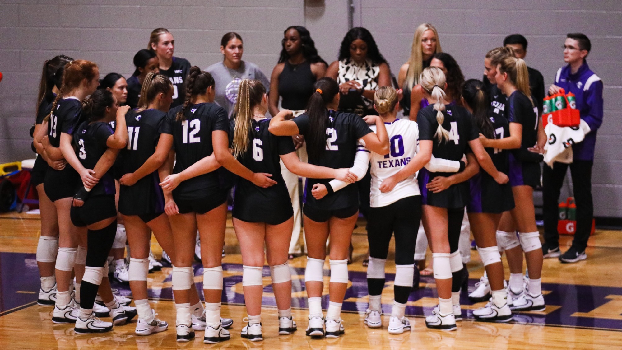 Tarleton State Volleyball falls in season openers of Texan Invitational ...