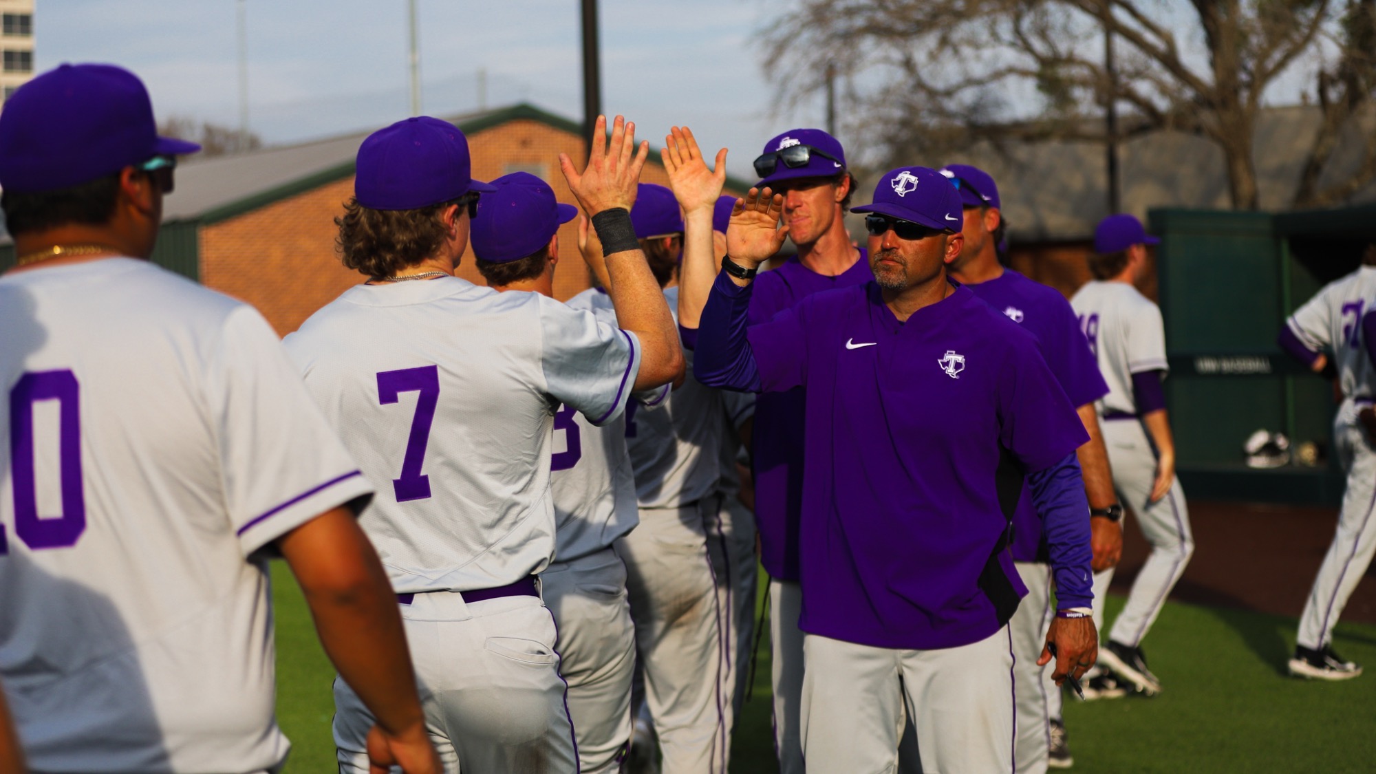 Texan Baseball secures sixth consecutive win after beating Incarnate ...