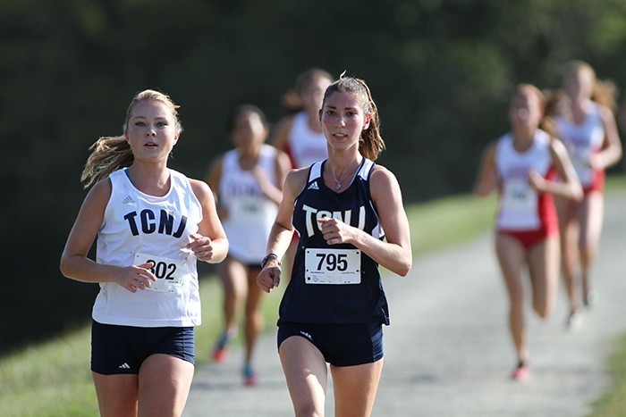 Laura Straub - Women's Cross Country - The College of New Jersey Athletics