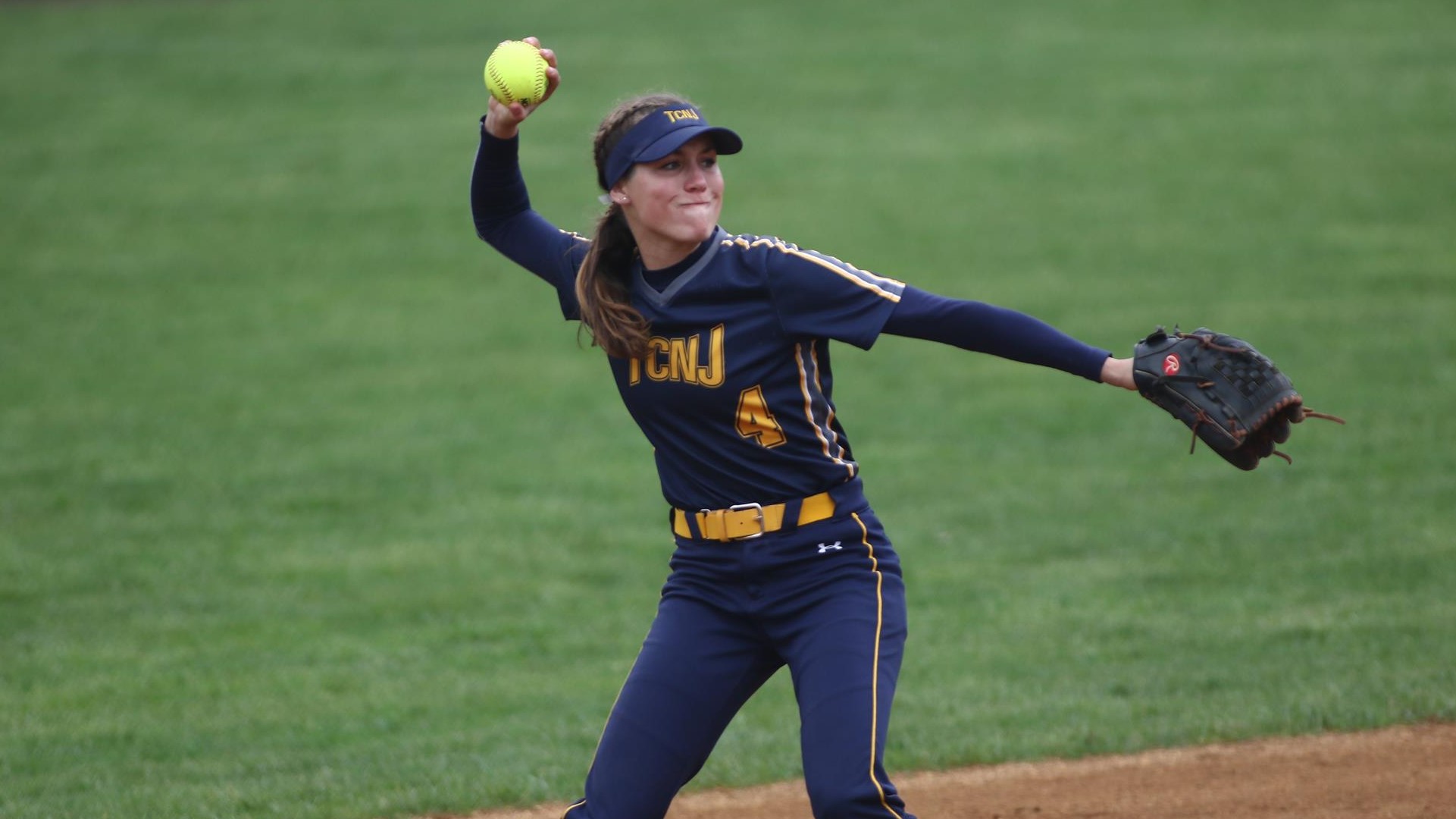 Megan Mayernik - Softball - The College of New Jersey Athletics