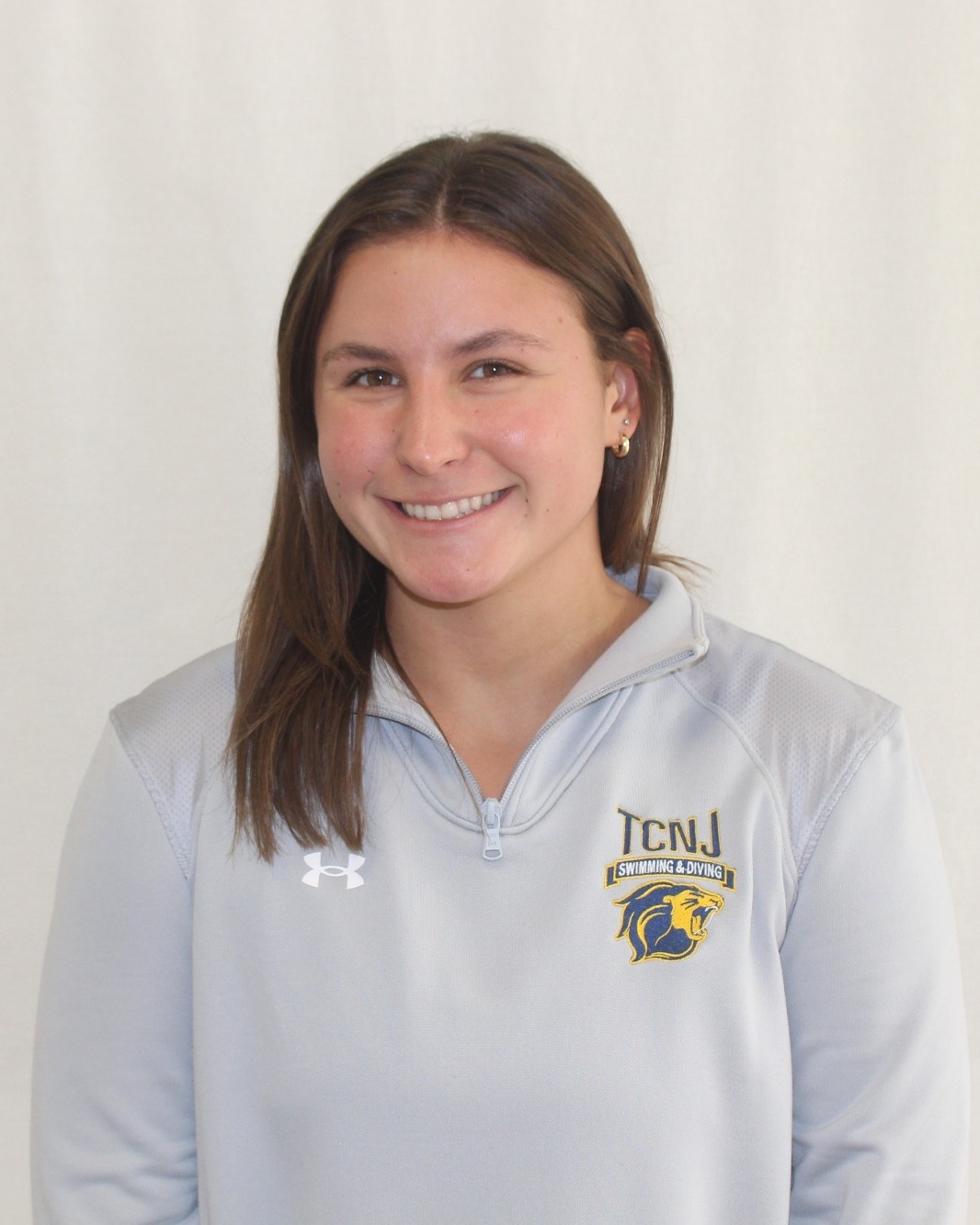 Chloe Howard - Women's Swimming & Diving Coach - The College of New ...