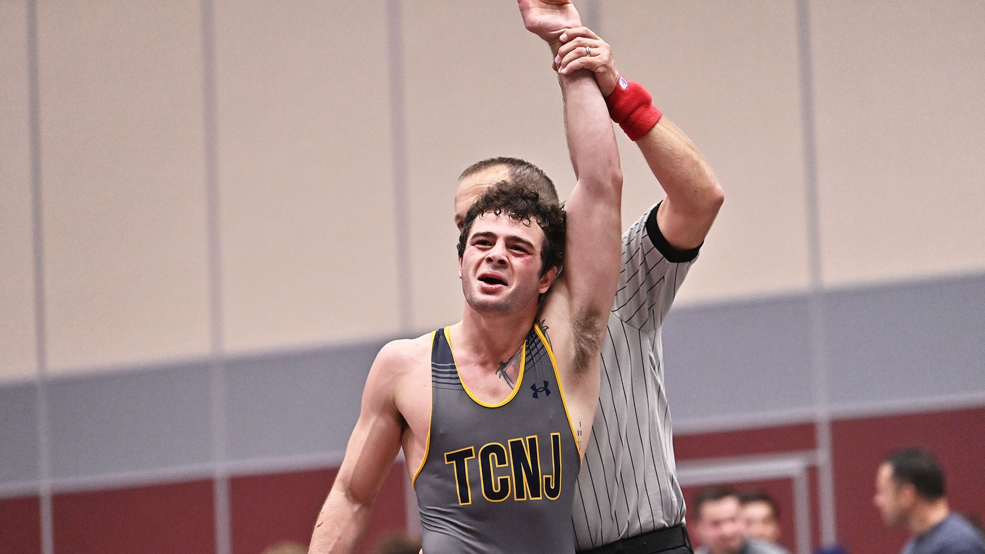 Wrestling Sends Nine to Quarters on First Day of New Standard ...