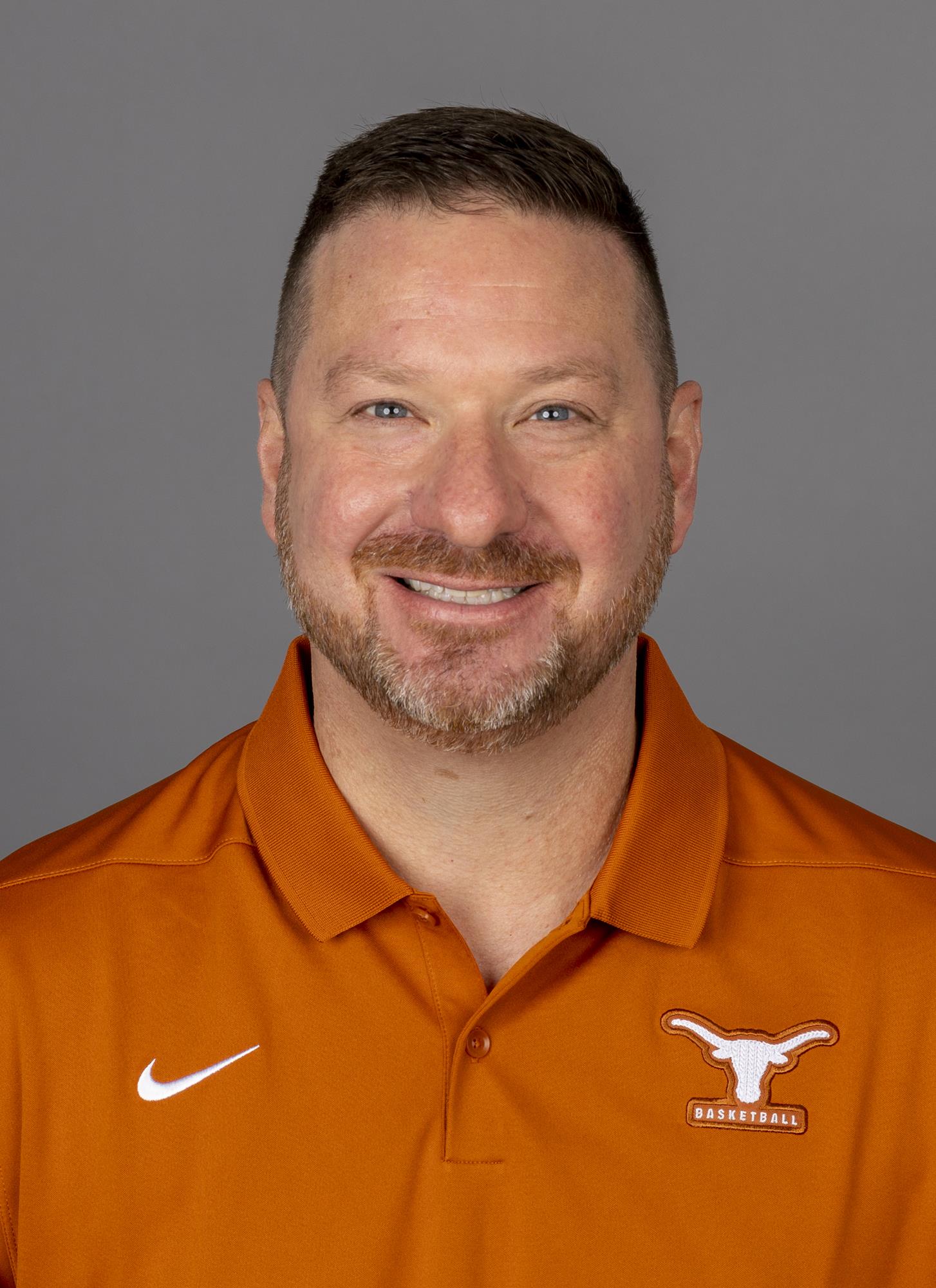 Chris Beard - Men's Basketball Coach - University of Texas Athletics