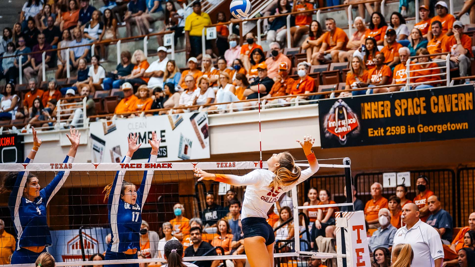 Molly Phillips - Volleyball - University of Texas Athletics