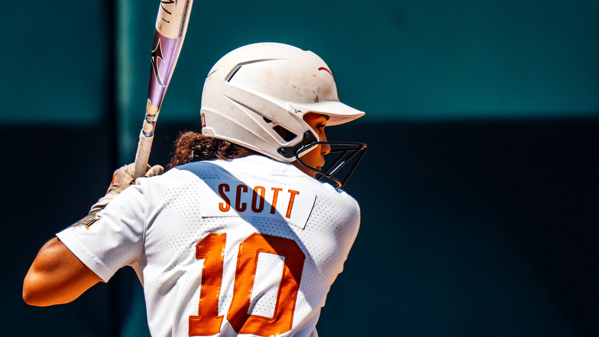 Mia Scott - Softball - University of Texas Athletics