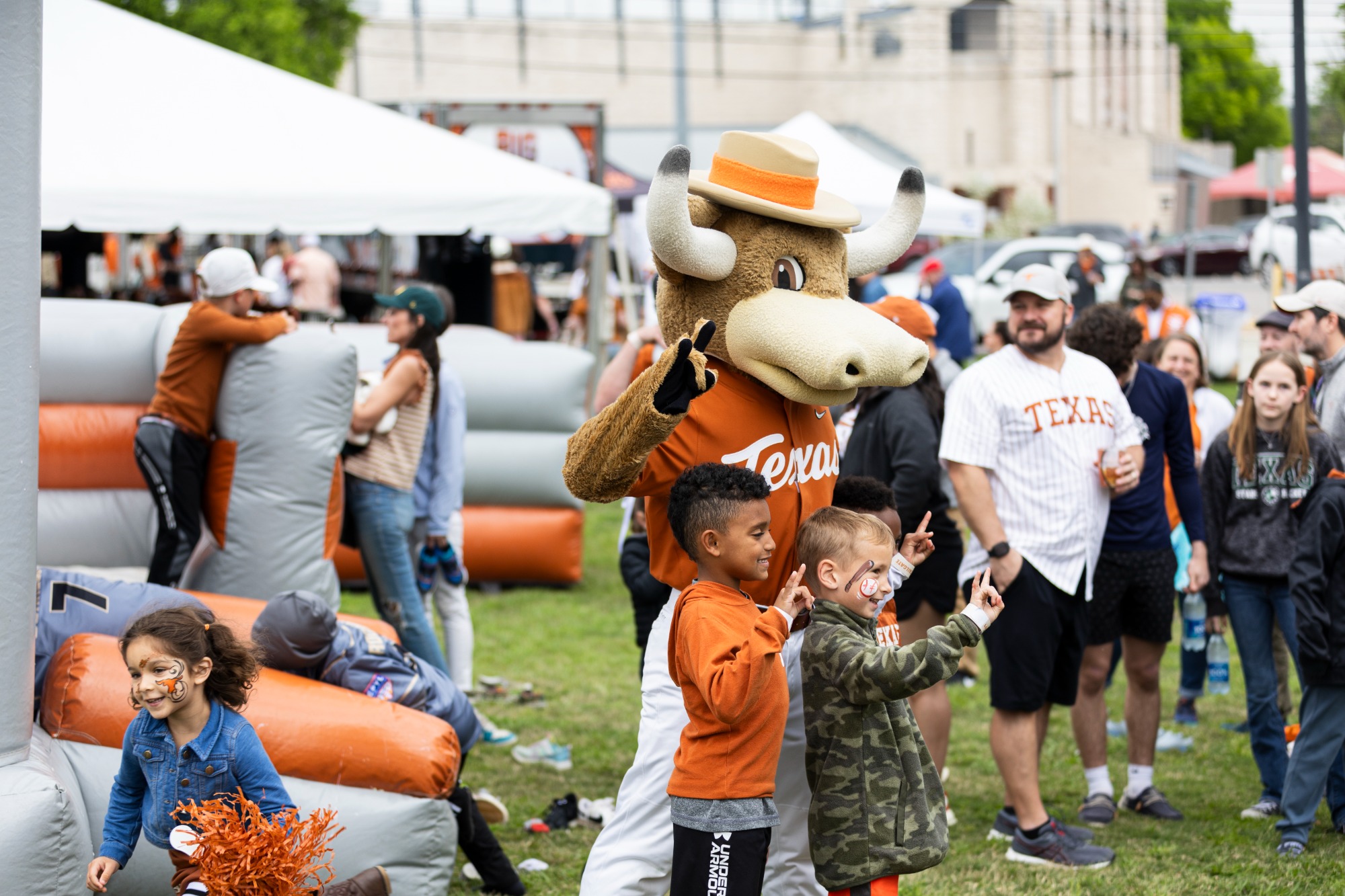 Donor Appreciation Month 2024 - University of Texas Athletics
