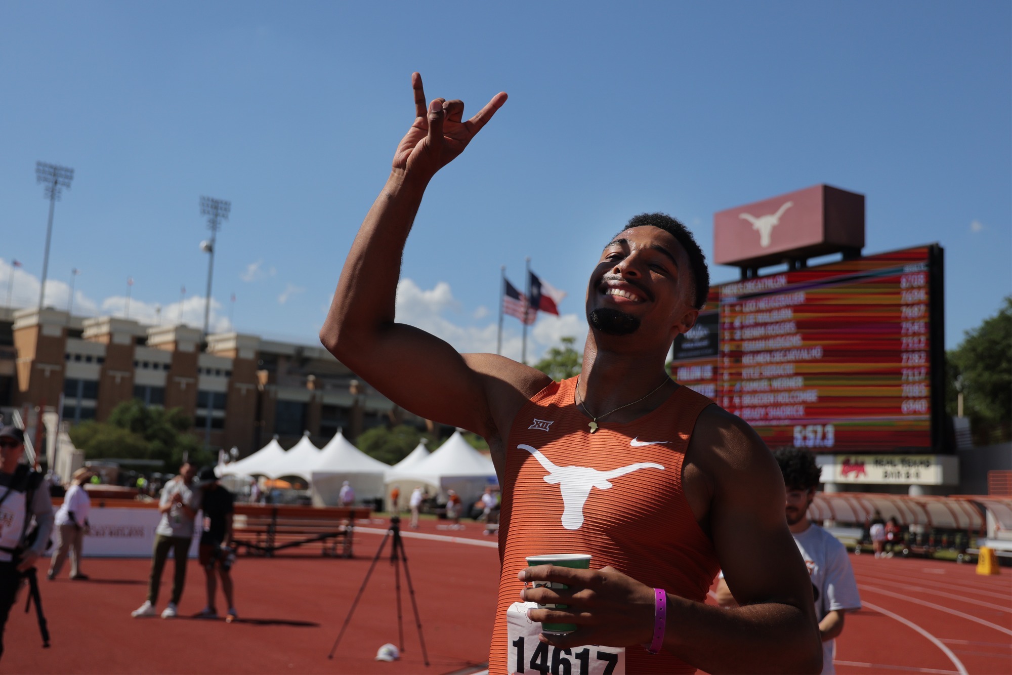 Neugebauer leads decathlon after day one of Texas Relays - University ...