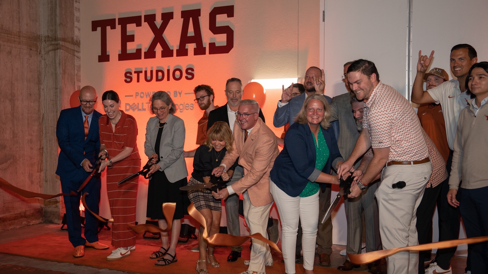Texas Athletics completes Paris Olympics with 16 total medals ...