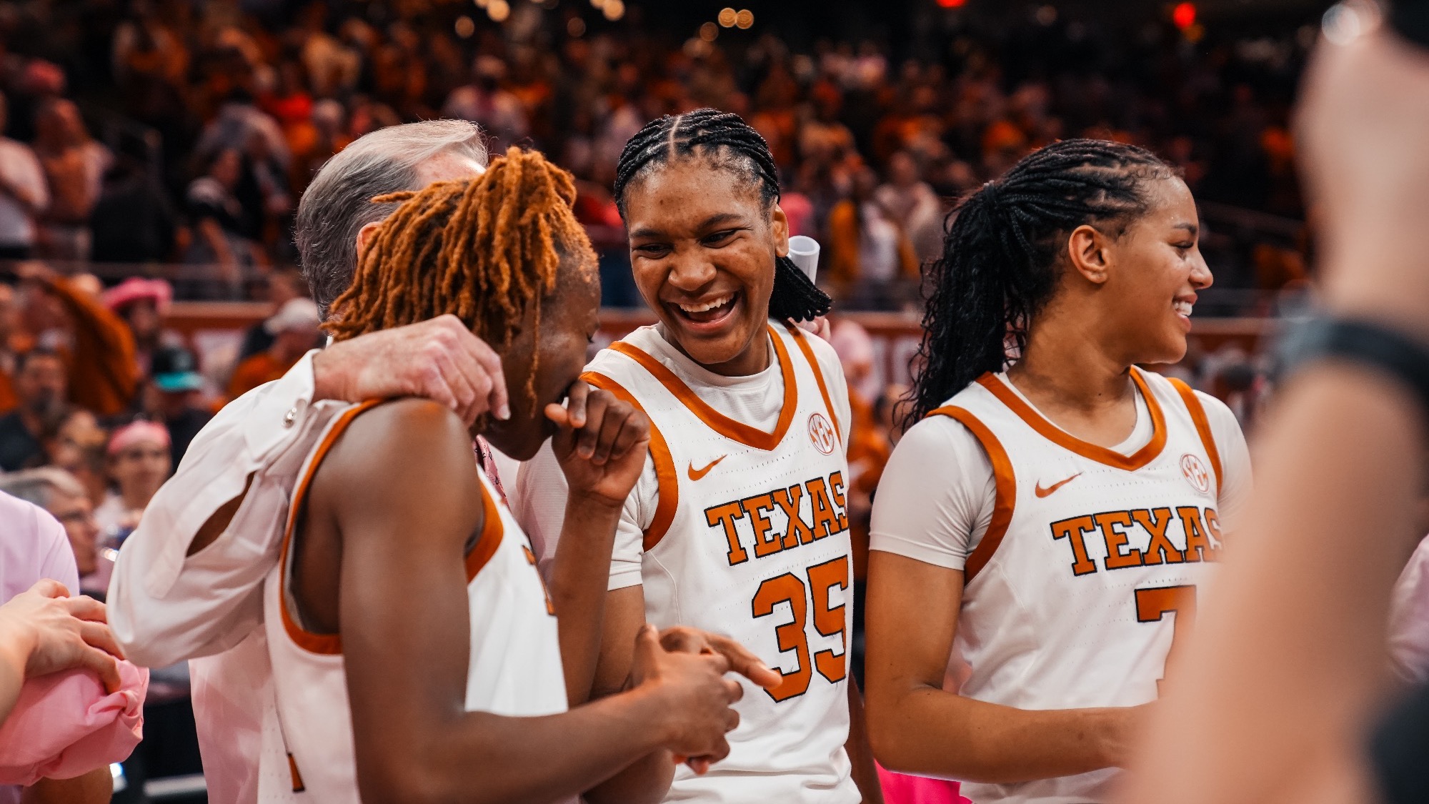 Women's Basketball's Schaefer pledges $10K for 10K fans to show up for ...