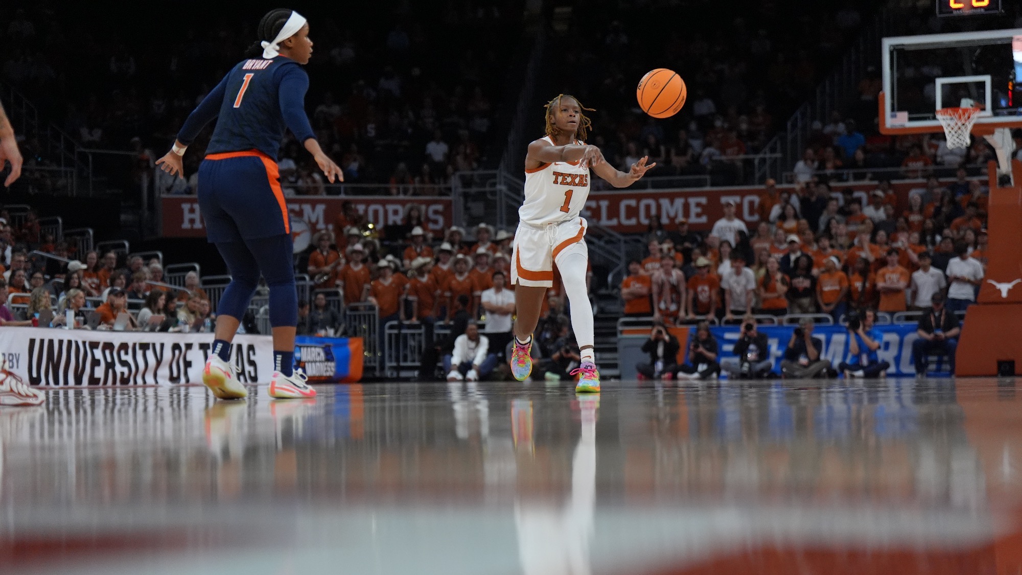 Women’s Basketball earns No. 1 seed, will host first and second rounds ...