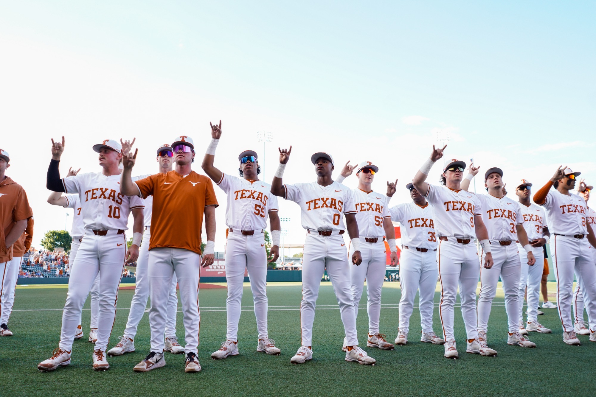 ESPN unveils TV broadcast schedule for No. 19 Baseball - University of ...