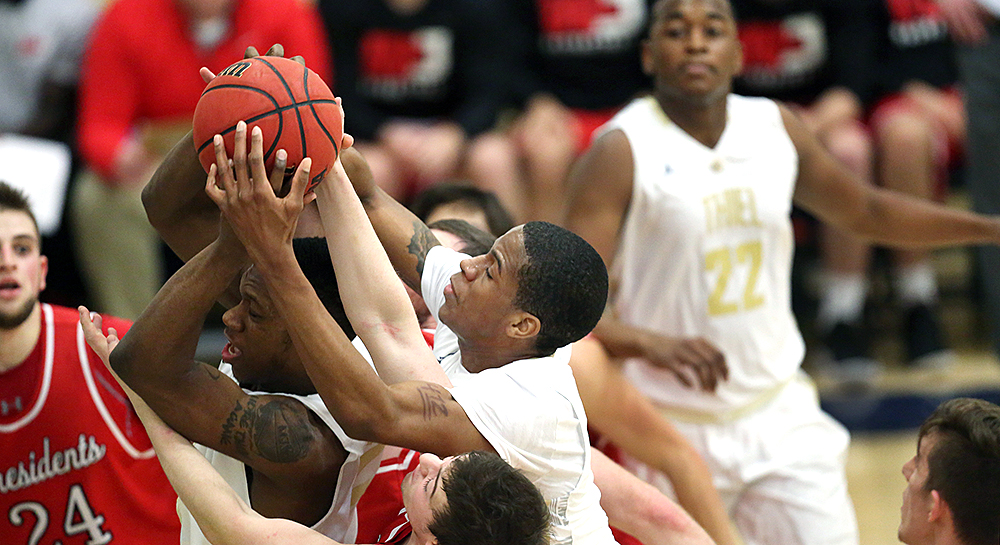 Tyrese Robinson - Men's Basketball - Thiel College Athletics