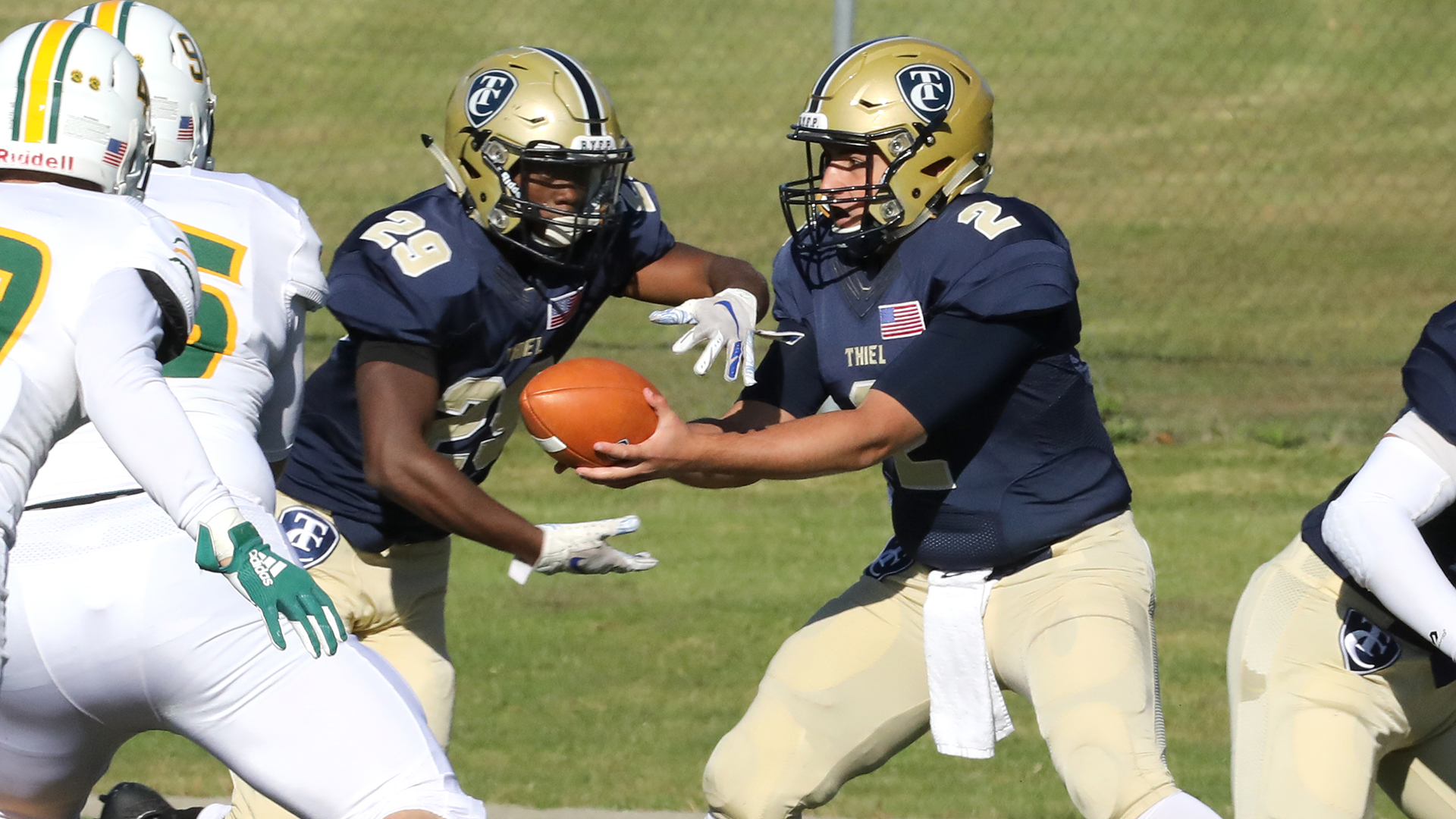 Tayveon Montgomery - Football - Thiel College Athletics