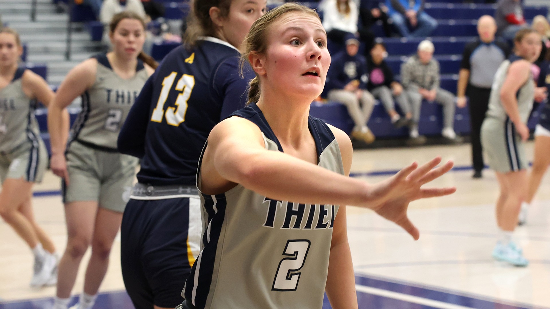 Tomcats fall to Wolverines - Thiel College Athletics