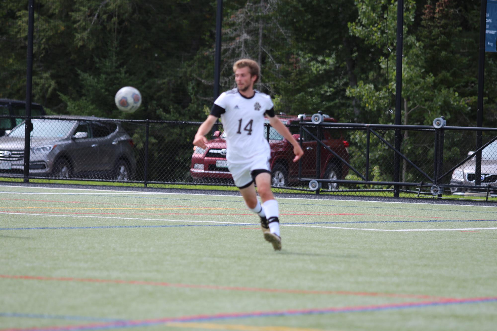 Men's Soccer suffers first NAC loss to rival Husson - Thomas College