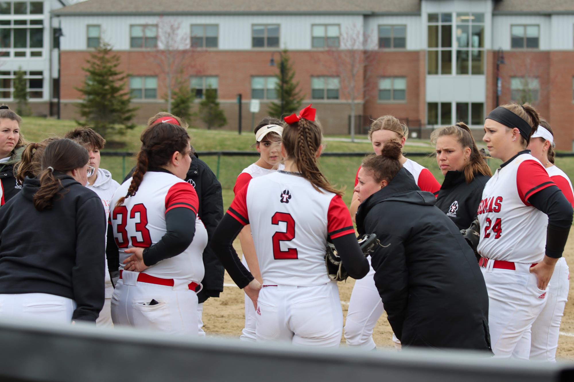 Thomas softball splits doubleheader with Husson - Thomas College
