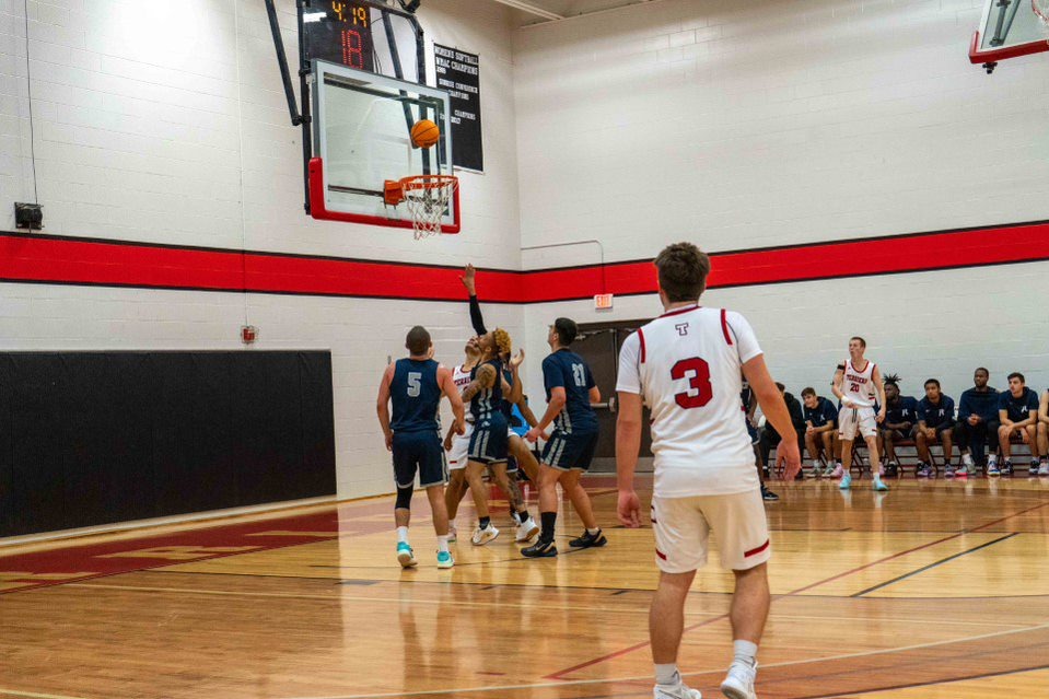 Men’s Basketball Fall In Double-Overtime Thriller - Thomas College