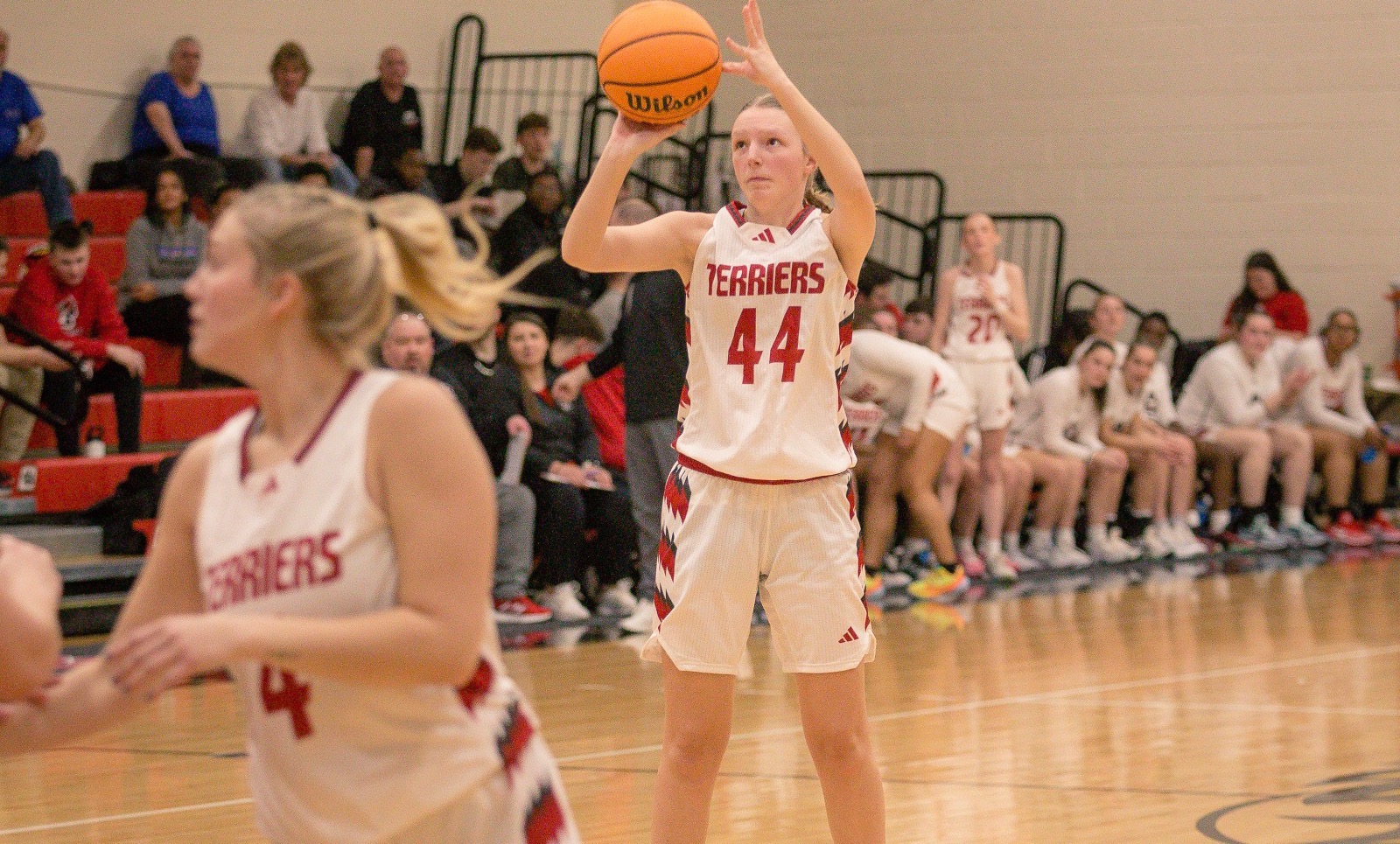 Husson Overpowers Women's Basketball in NAC Contest - Thomas College