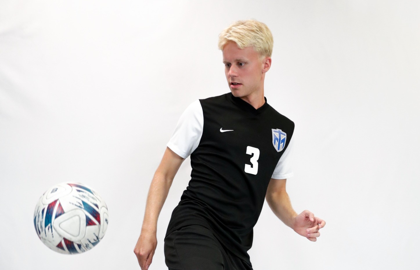 Men's Soccer Drops to Findlay on Saturday - Thomas More University