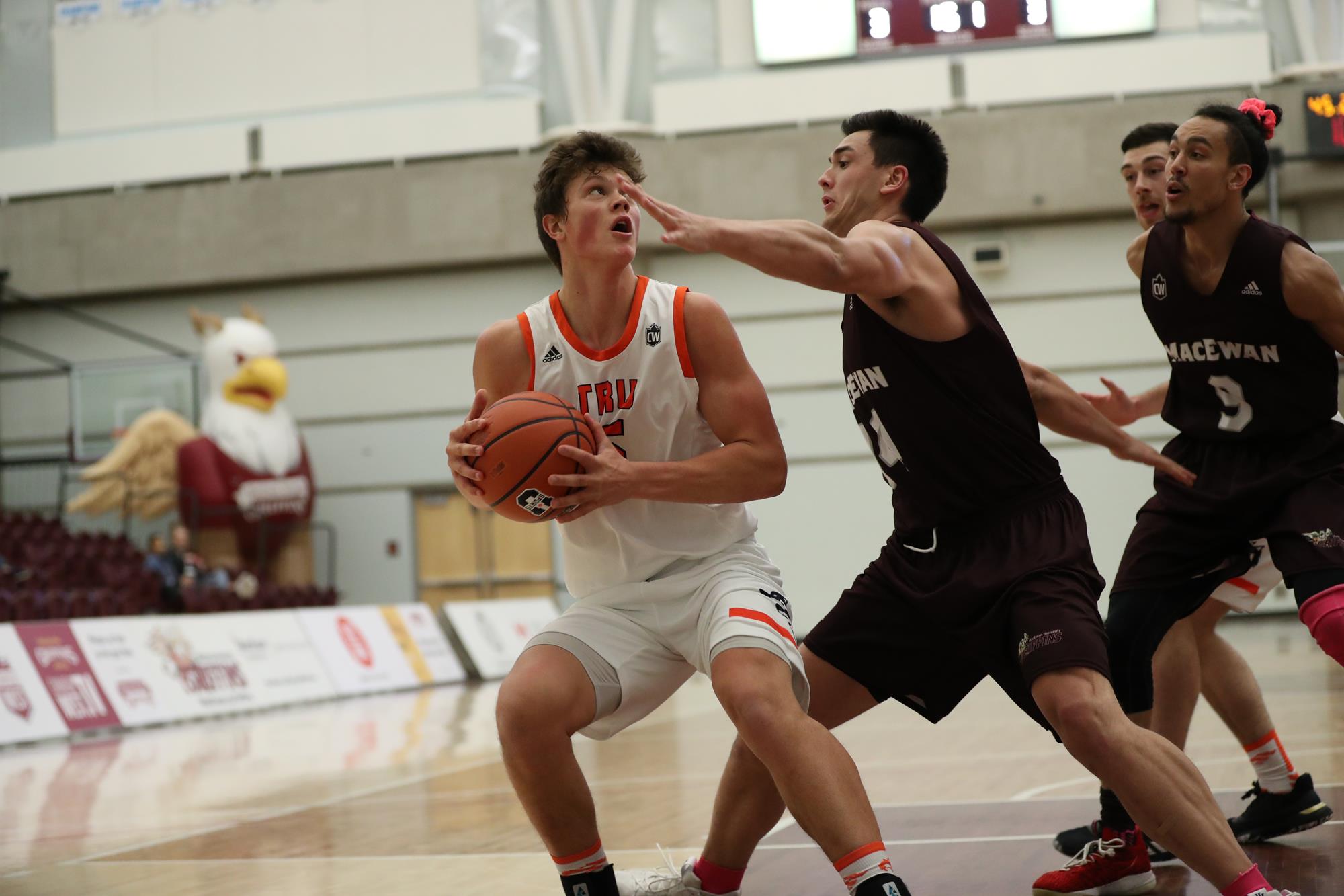 Tyus De Vries - Men's Basketball - Thompson Rivers University