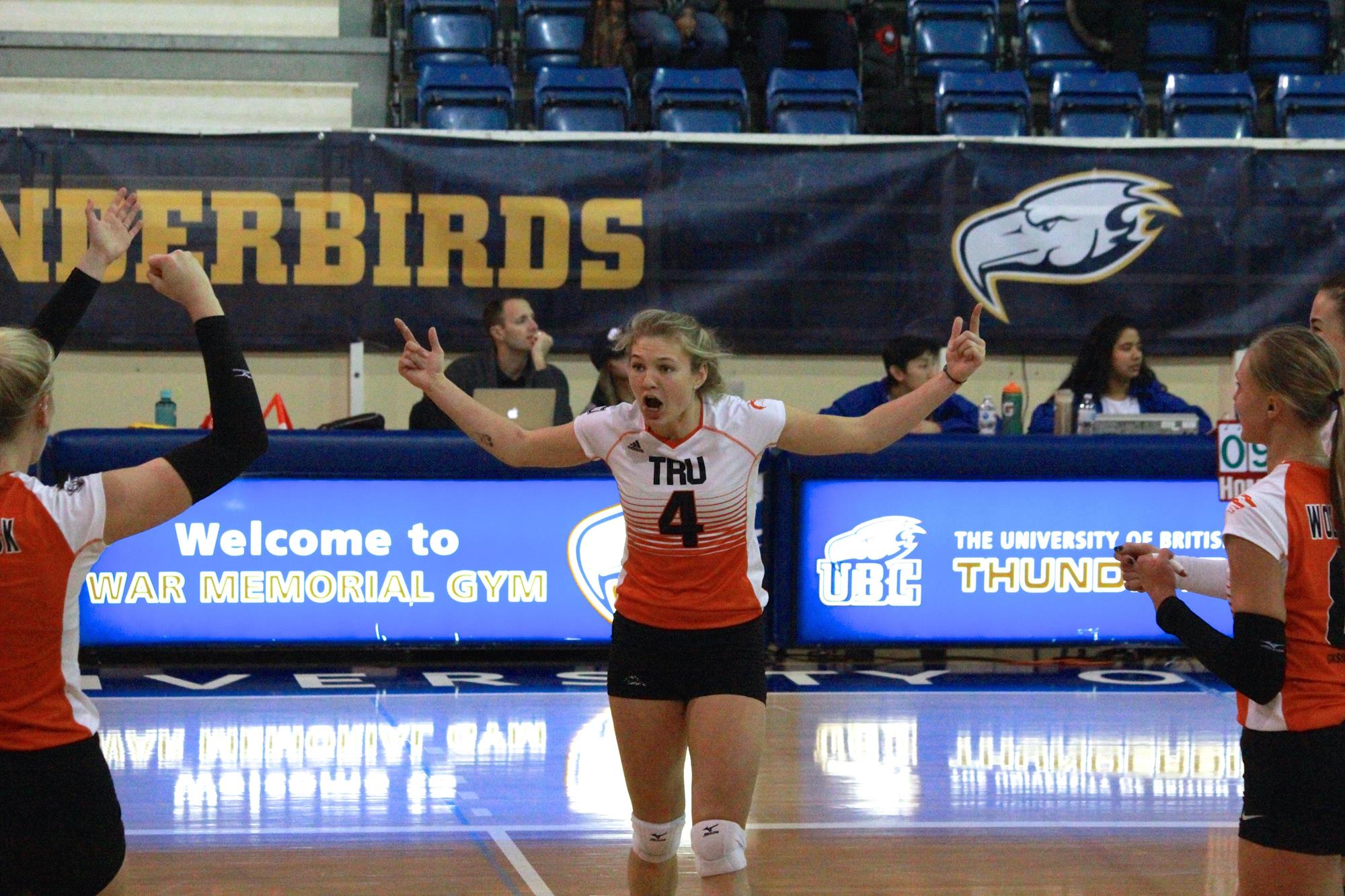 Women's volleyball fall in national rankings despite not playing ...