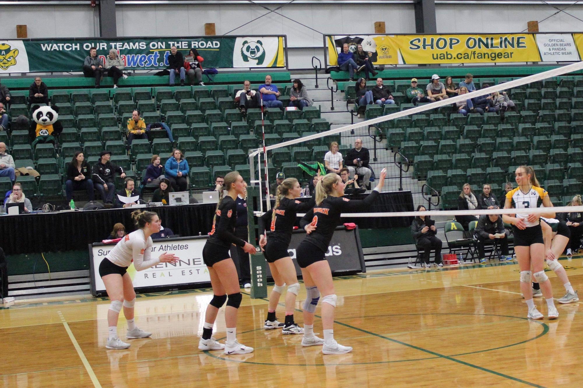 Hayley McNaught - Women's Volleyball - Thompson Rivers University