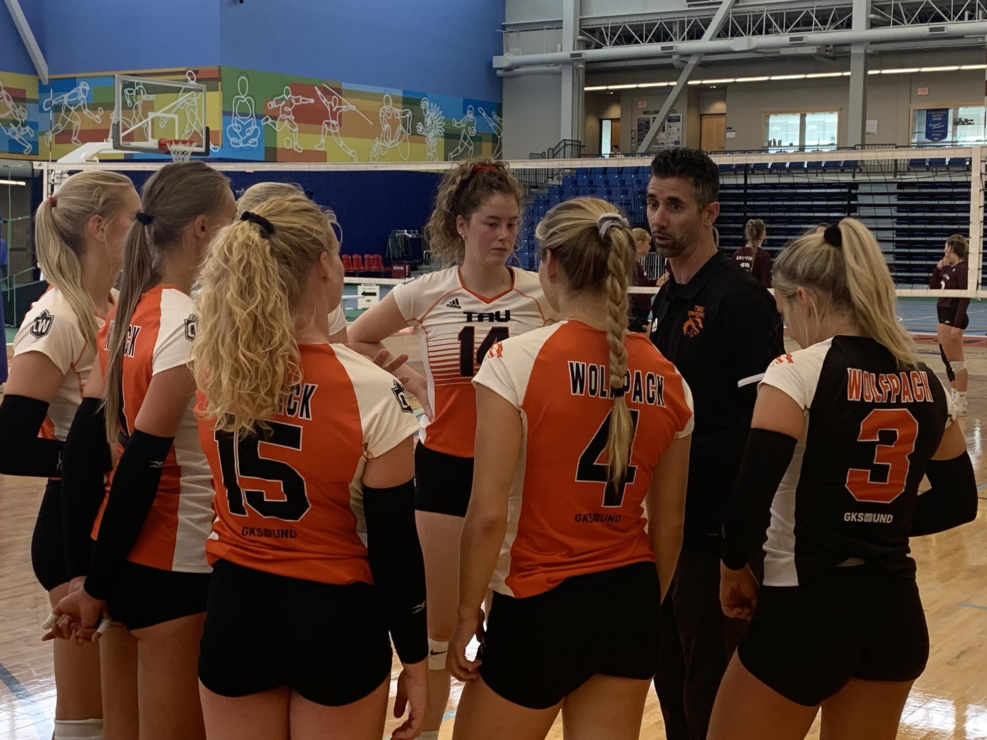 Hayley McNaught - Women's Volleyball - Thompson Rivers University