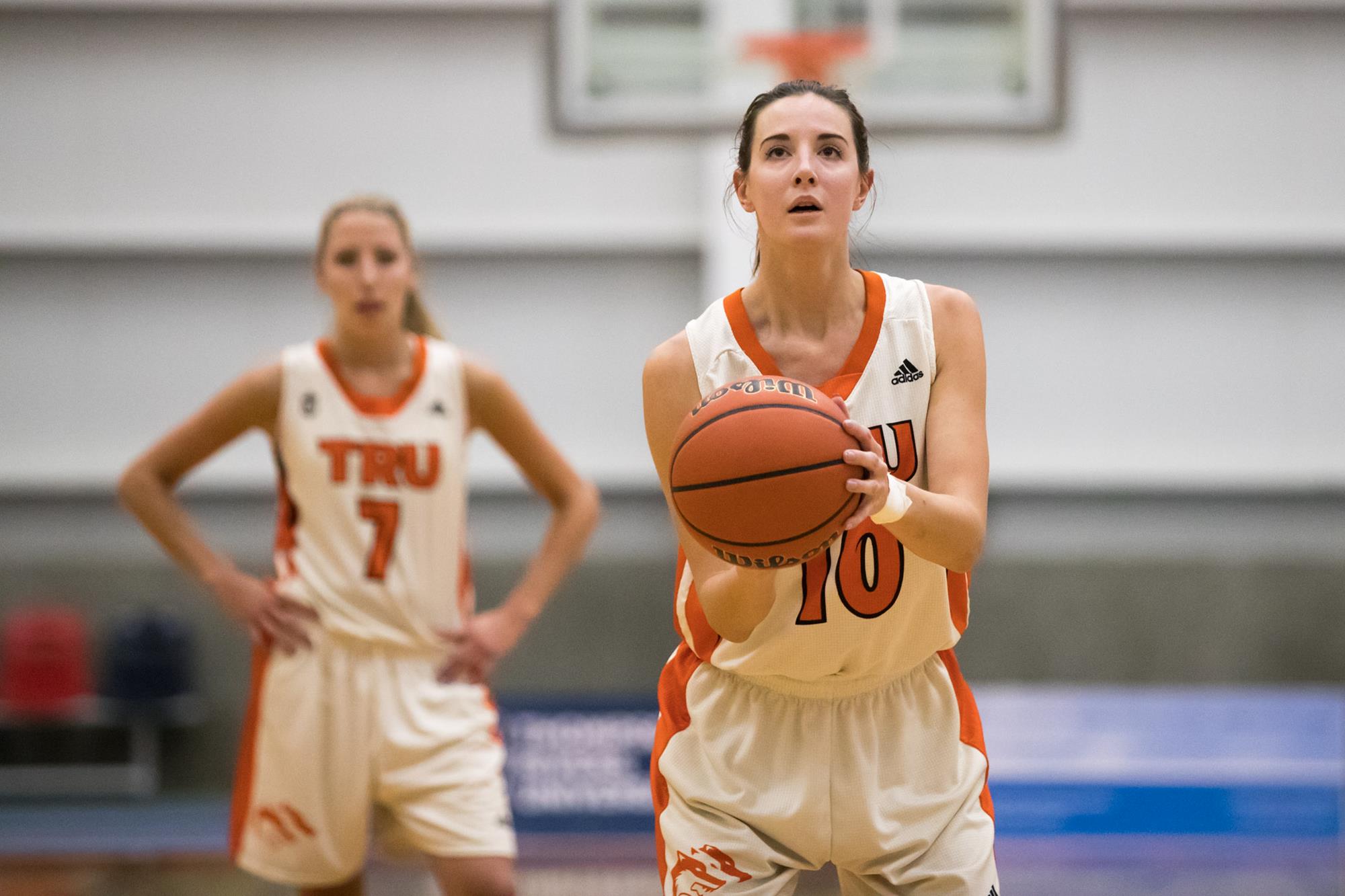 Courtney Sampson - Women's Basketball - Thompson Rivers University