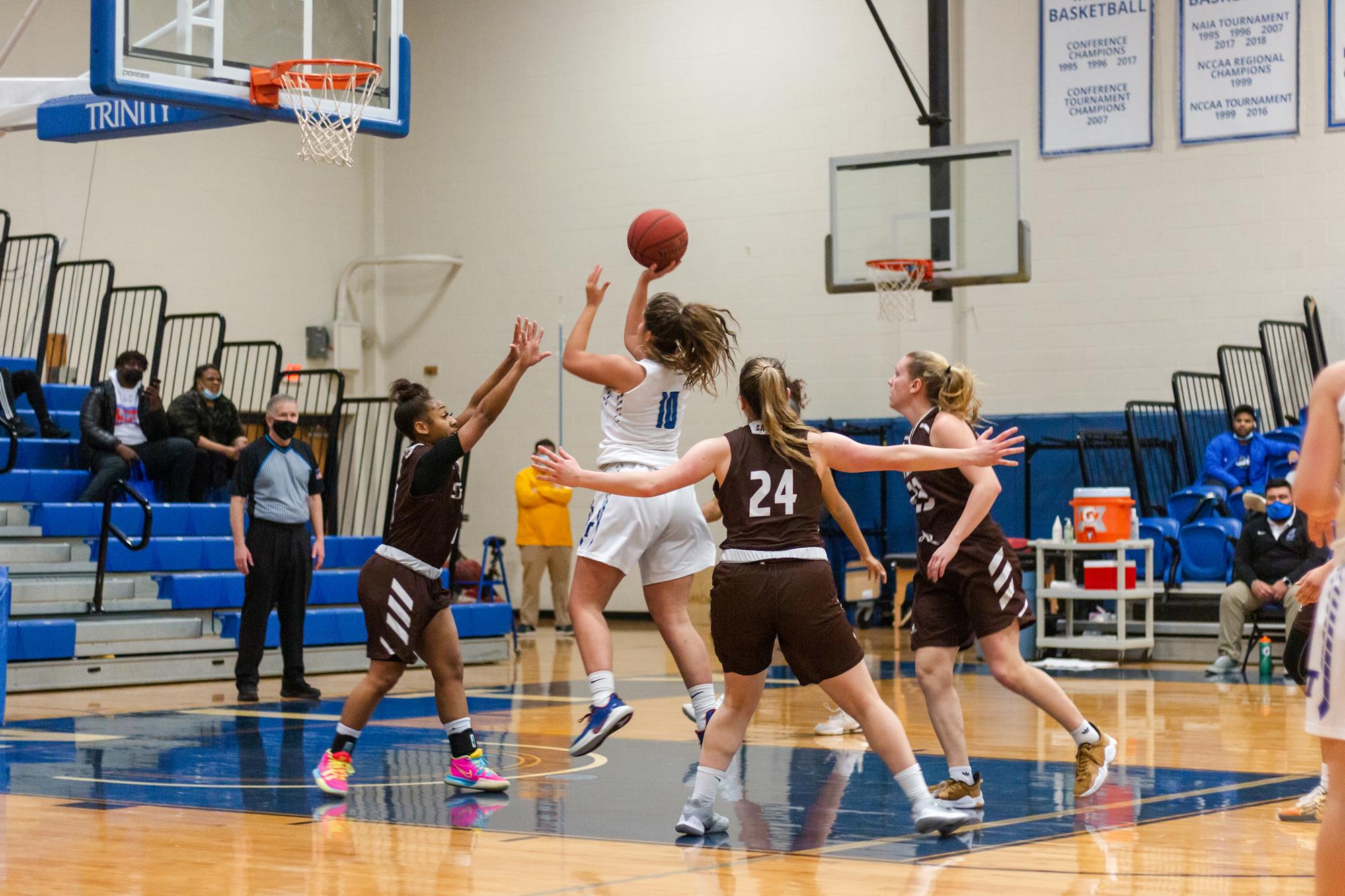 Daniela Lopez - Women's Basketball - Trinity International University ...
