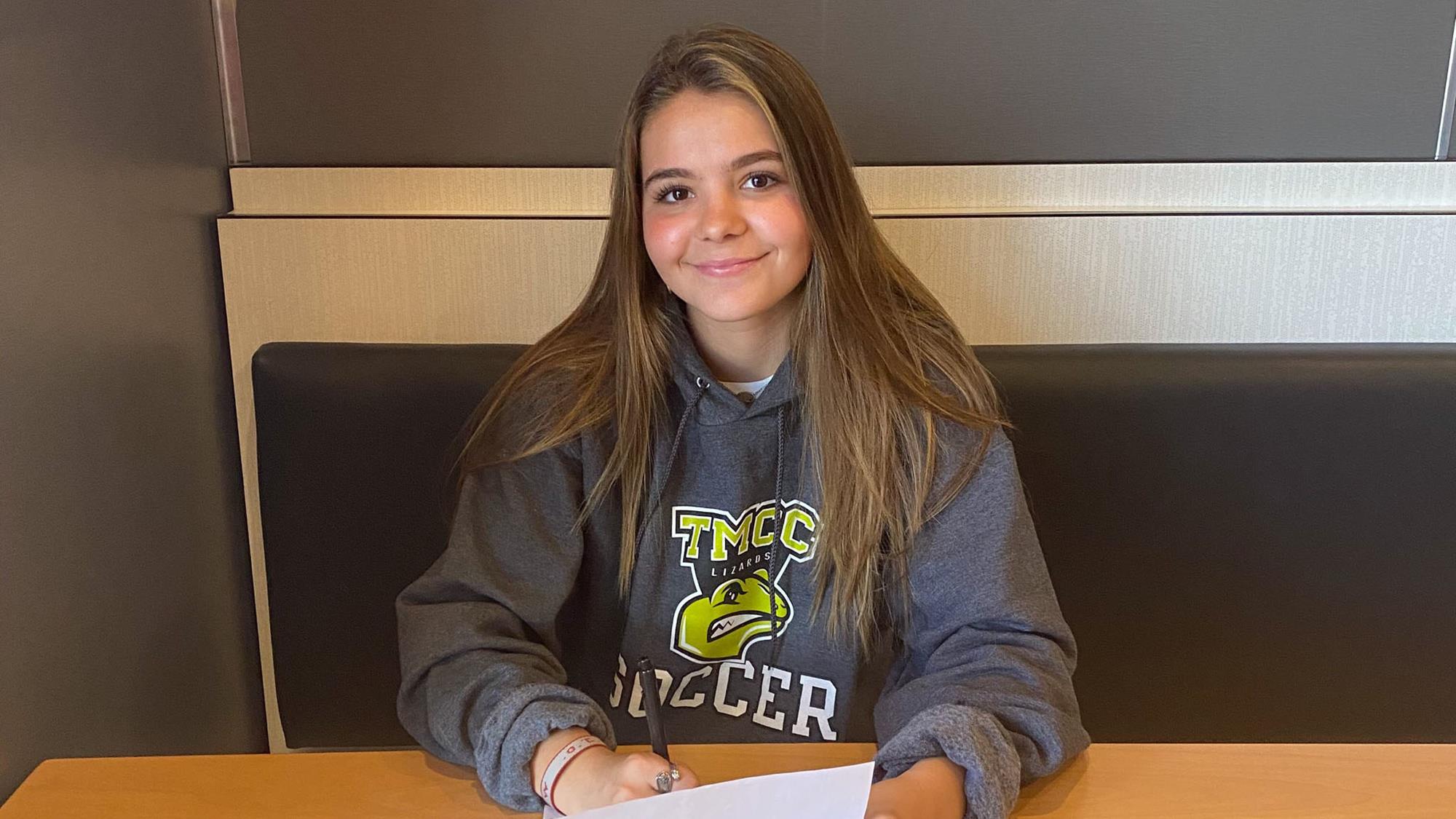 Lizards Welcome Las Vegas Native to Women's Squad - Truckee Meadows ...