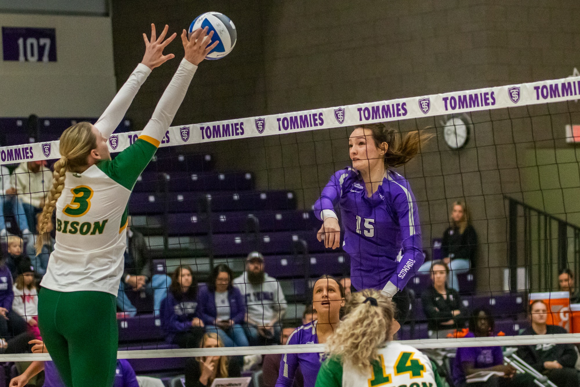 Career-high efforts propel Tommies to reverse sweep over Bison - The ...