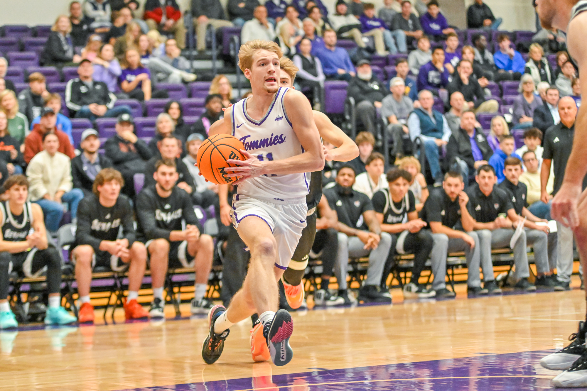 Tommie Men’s Basketball returns to Schoenecker to host Rams Sunday ...